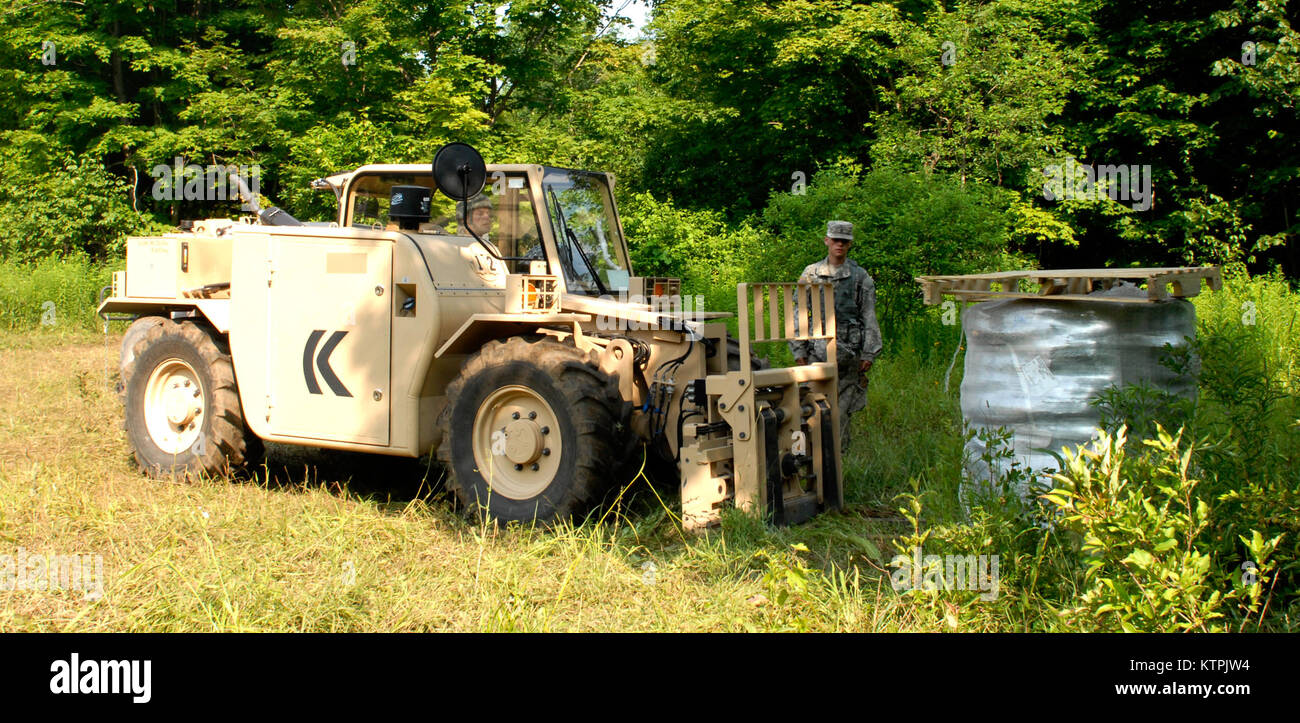 FORT DRUM, NY – Soldiers from Alpha Company 27th Brigade Special Troops ...