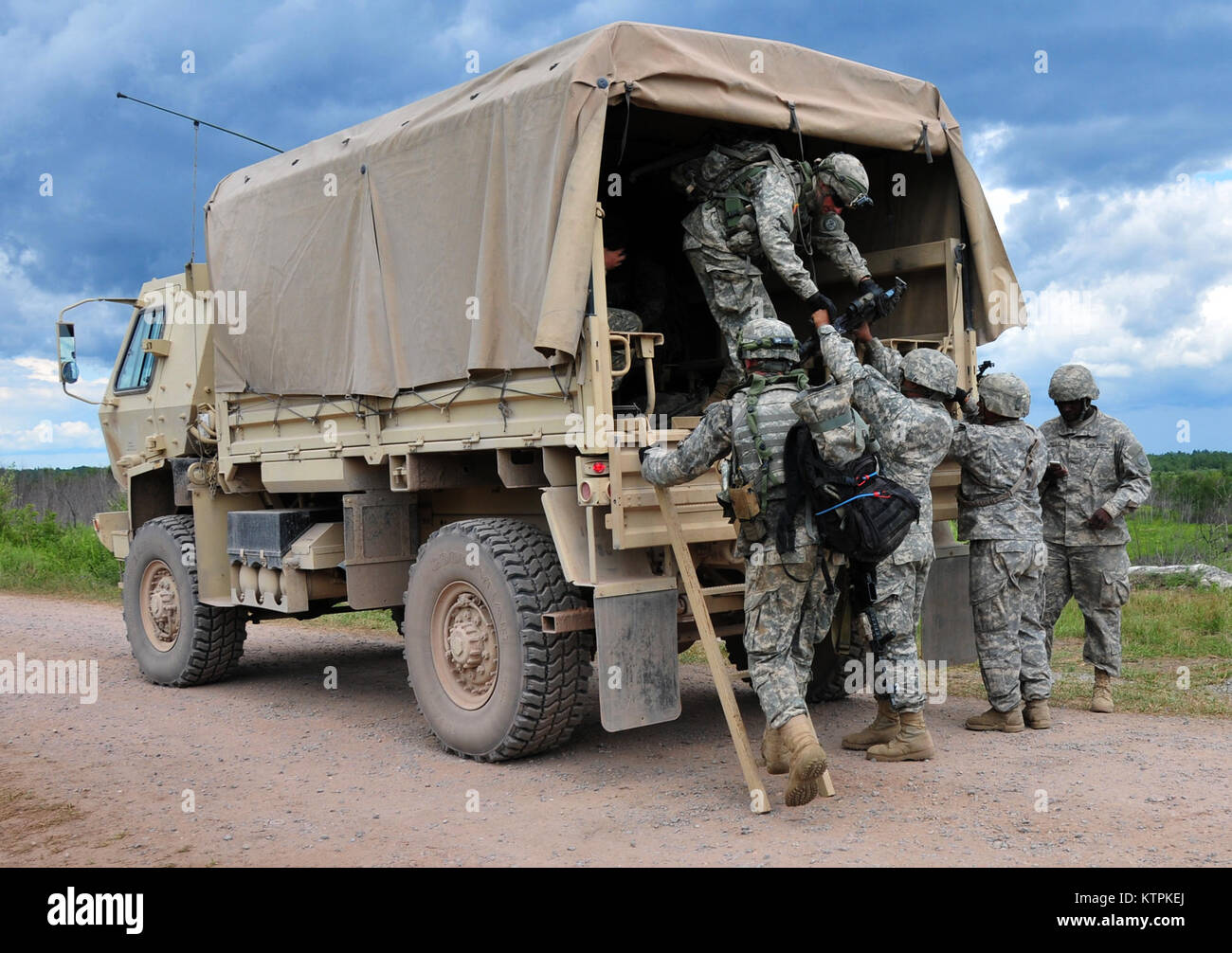 FORT DRUM, N.Y. – Soldiers from 1st Battalion, 182nd Infantry Regiment ...