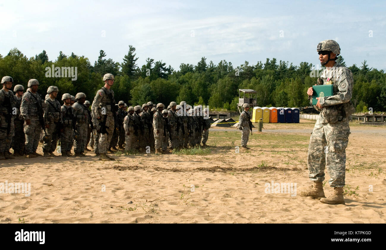 FORT DRUM, N.Y. – Command Sgt. Maj. Arnold Reyes, the outgoing 1st ...