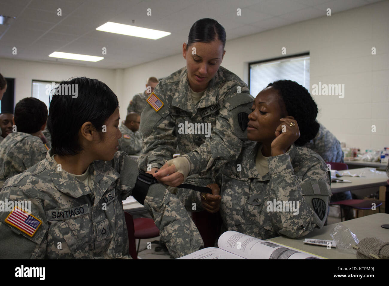 U.S. Army National Guard personnel daily duties and life. Working ...