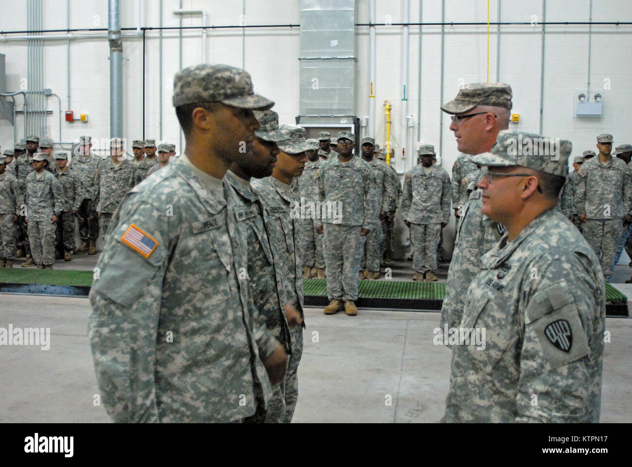U.S. Army National Guard personnel daily duties and life. Working ...