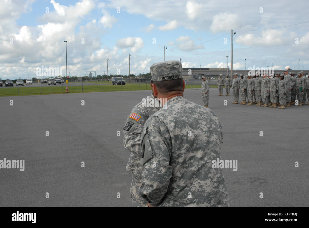U.S. Army National Guard personnel daily duties and life. Working ...