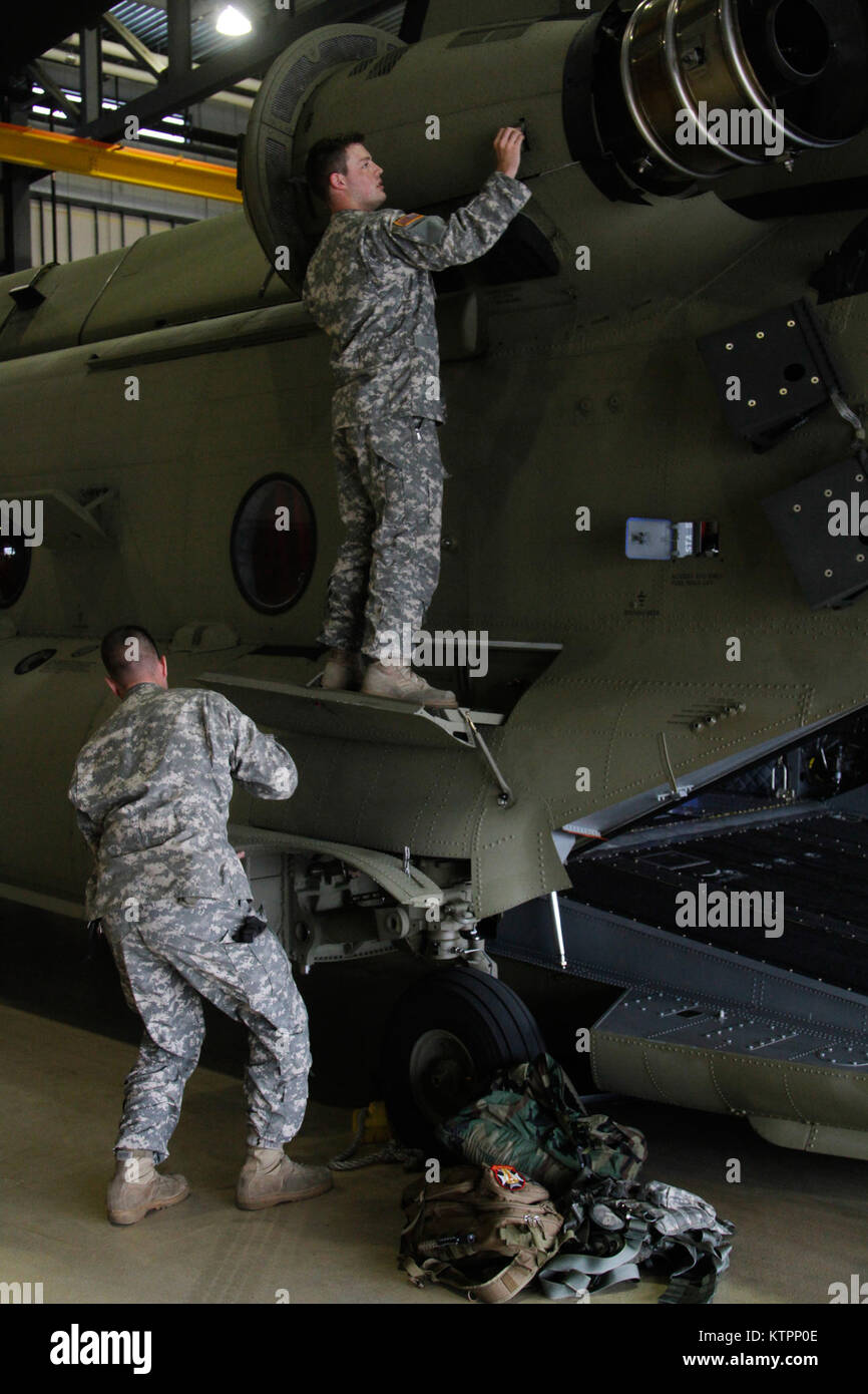 Soldiers of B Company, 3rd Battalion, 126th Aviation Regiment of the ...