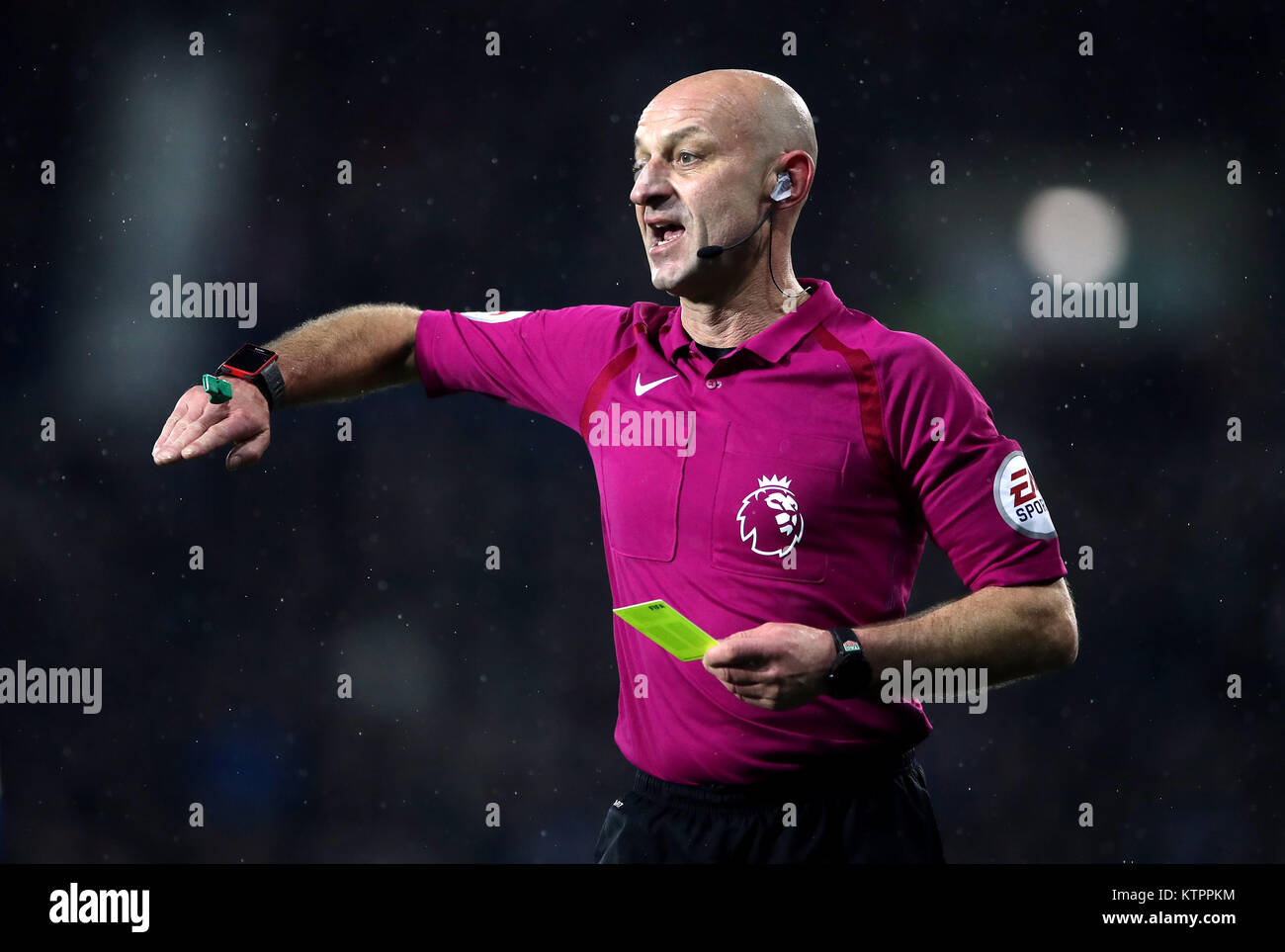 Referee Roger East Stock Photo - Alamy