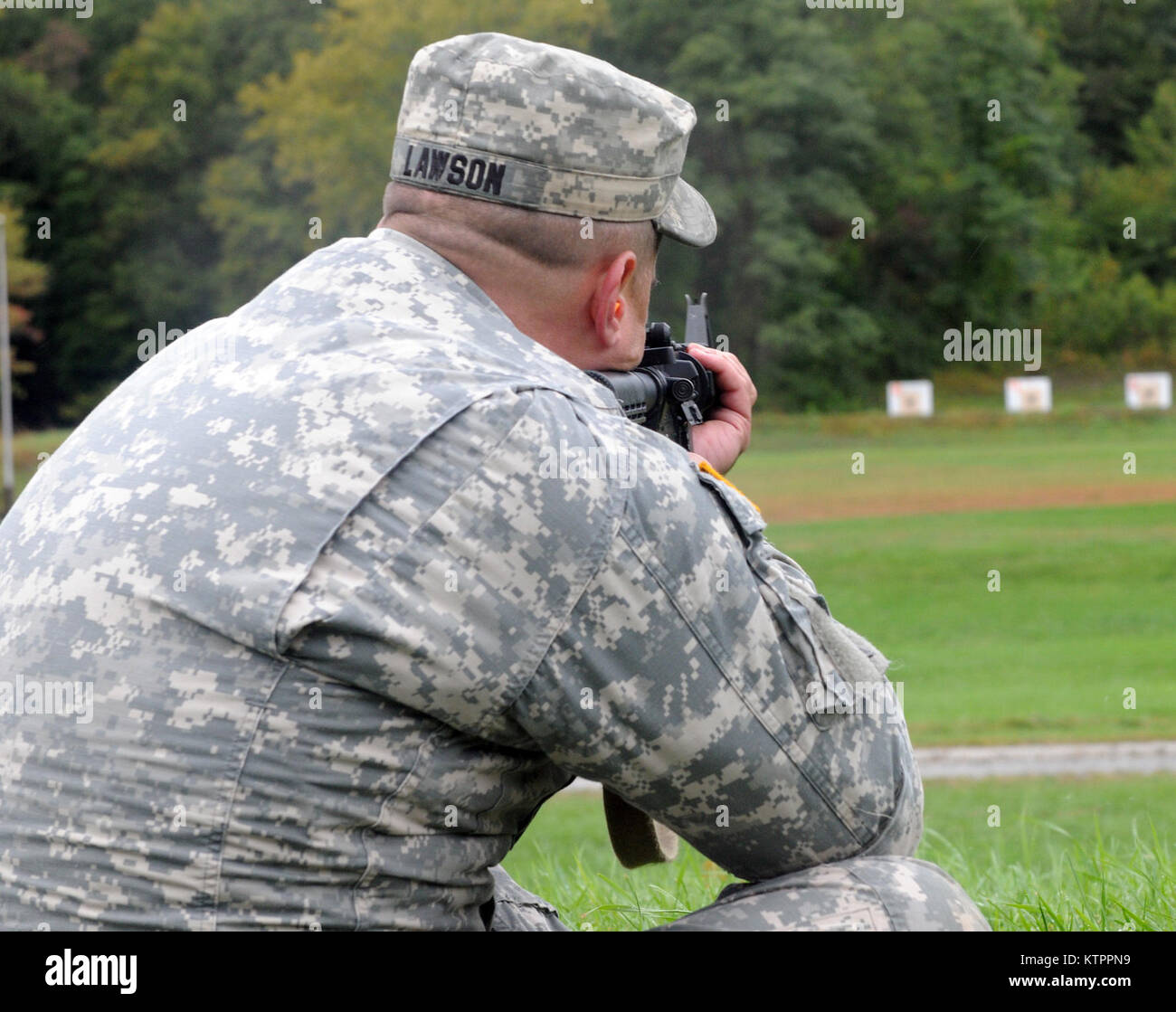 Staff Sgt. Eric Lawson from the 1-182nd Infantry Regiment in ...