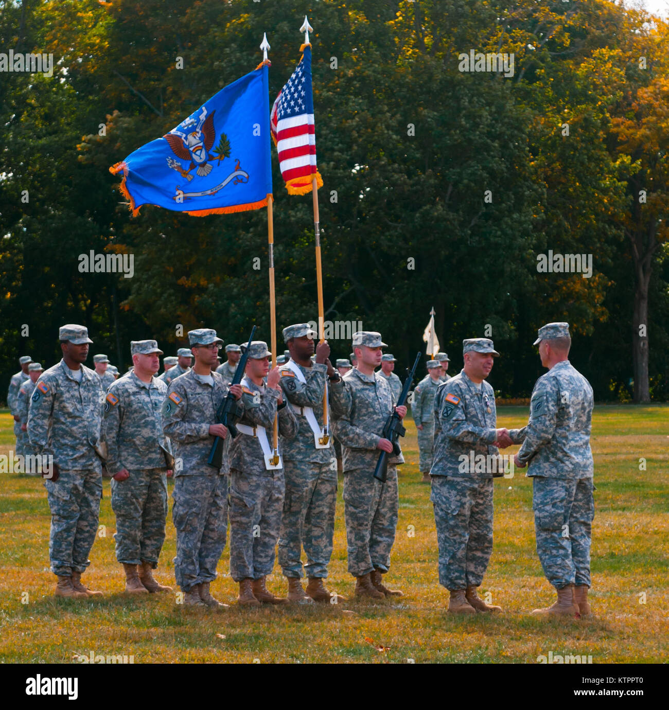 Col jeffrey smith hi-res stock photography and images - Alamy