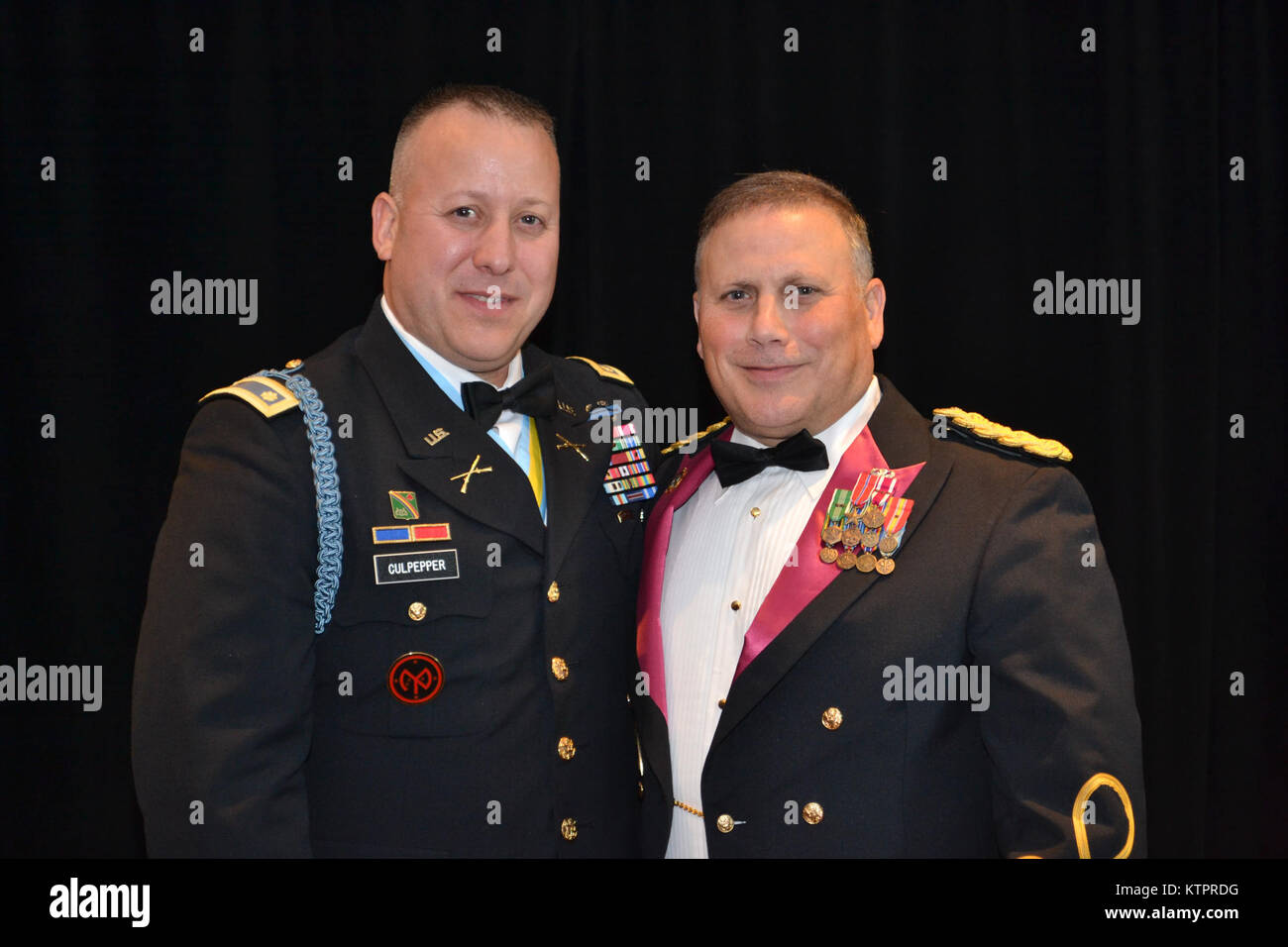 U.S. Army National Guard personnel daily duties and life. Working ...