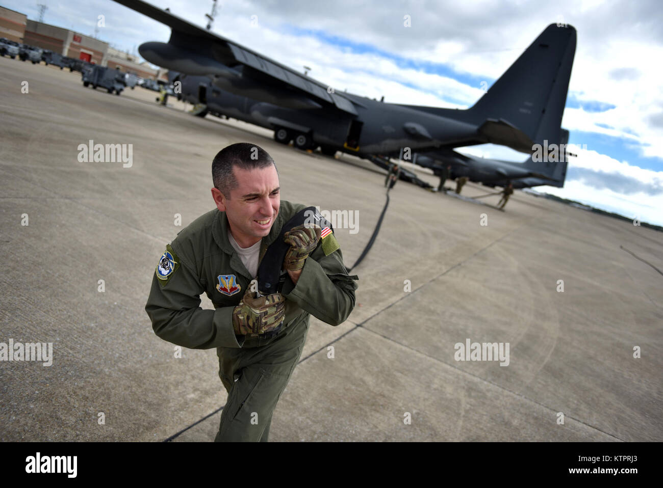 GULFPORT, MS - Technical Sgt. Dave Rosante, an airman with the 102nd ...