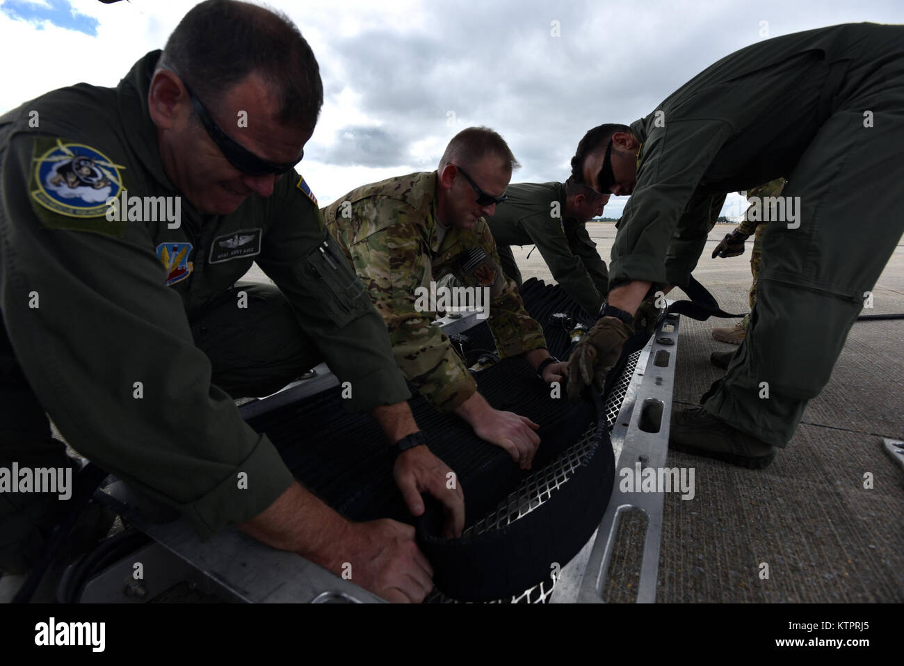 GULFPORT, MS - Airmen with the 102nd Rescue Squadron, 106th Rescue Wing ...