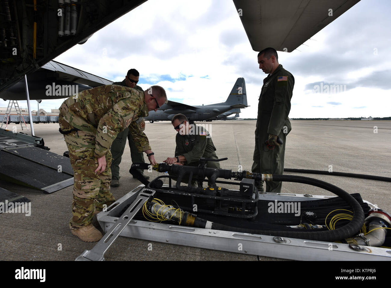 102nd rescue squadron air national guard hi-res stock photography and ...
