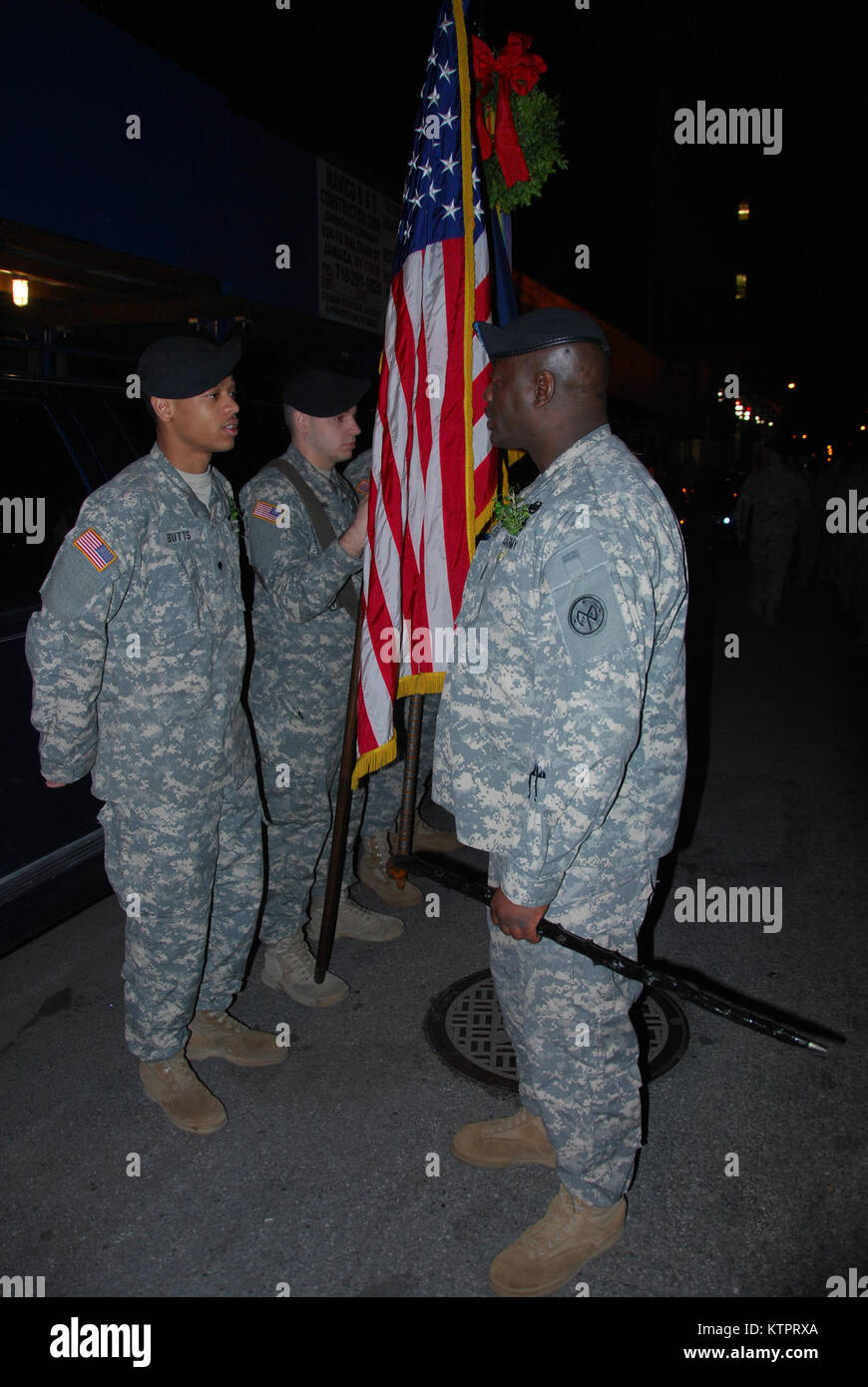 U.S. Army National Guard personnel daily duties and life. Working ...