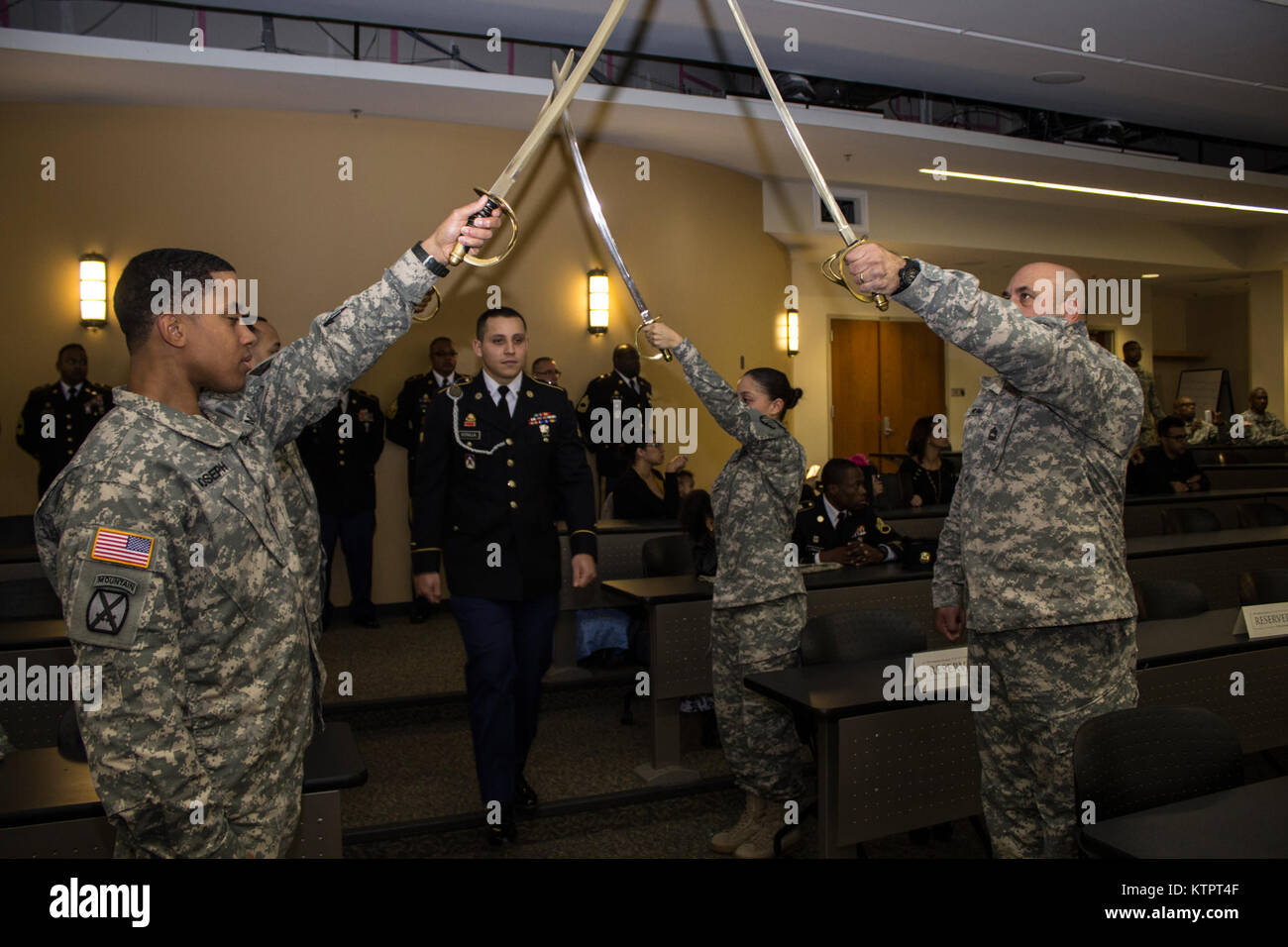 Soldiers the 369th Special Troops Battalion participate in the ...