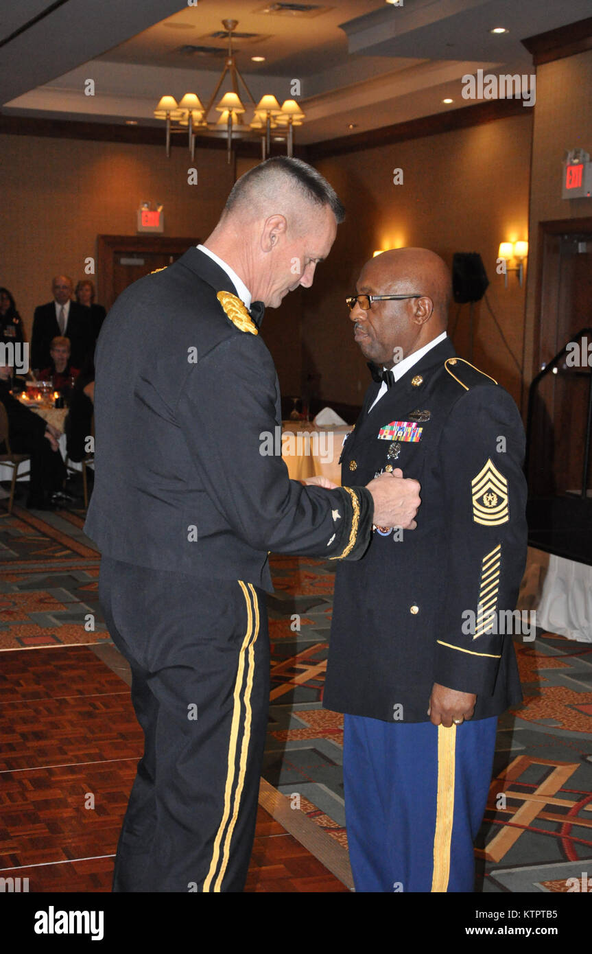 Former New York Army National Guard Command Sgt. Major Louis Wilson and ...
