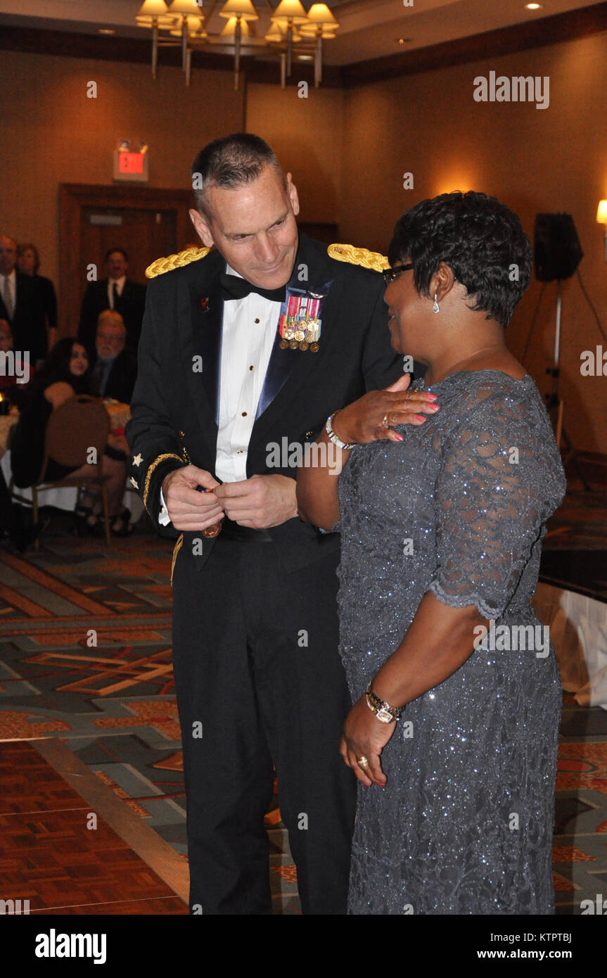 Former New York Army National Guard Command Sgt. Major Louis Wilson and ...