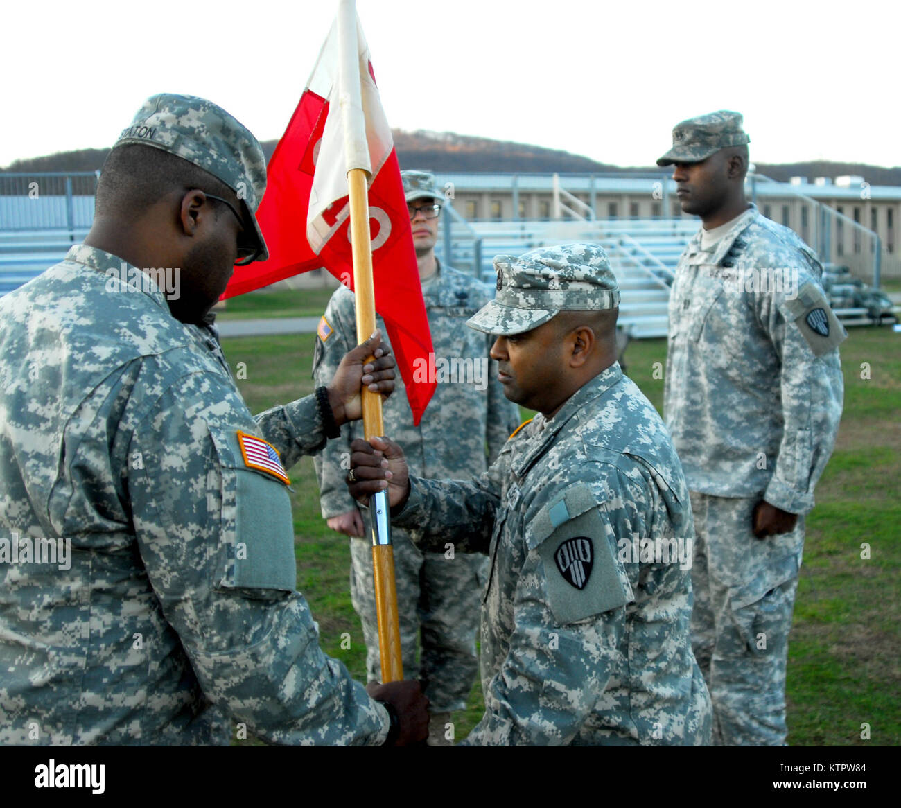 U.S. Army National Guard personnel daily duties and life. Working ...