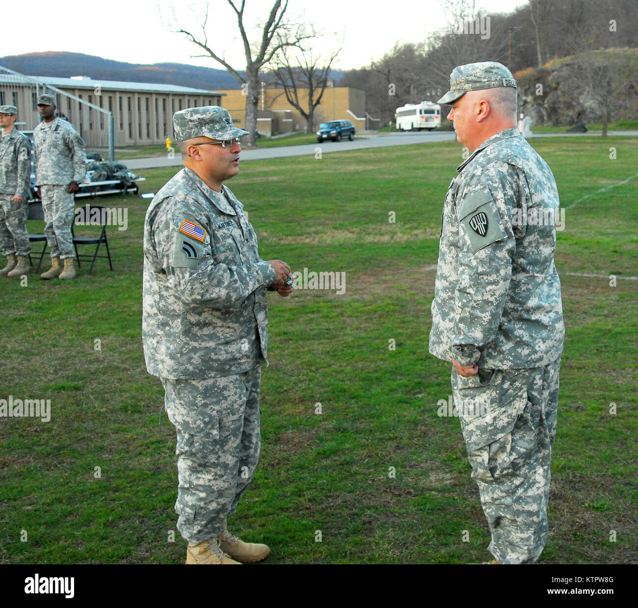 U.S. Army National Guard personnel daily duties and life. Working ...
