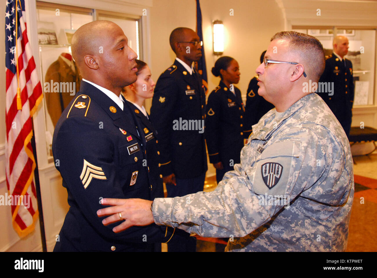 U.S. Army National Guard personnel daily duties and life. Working ...