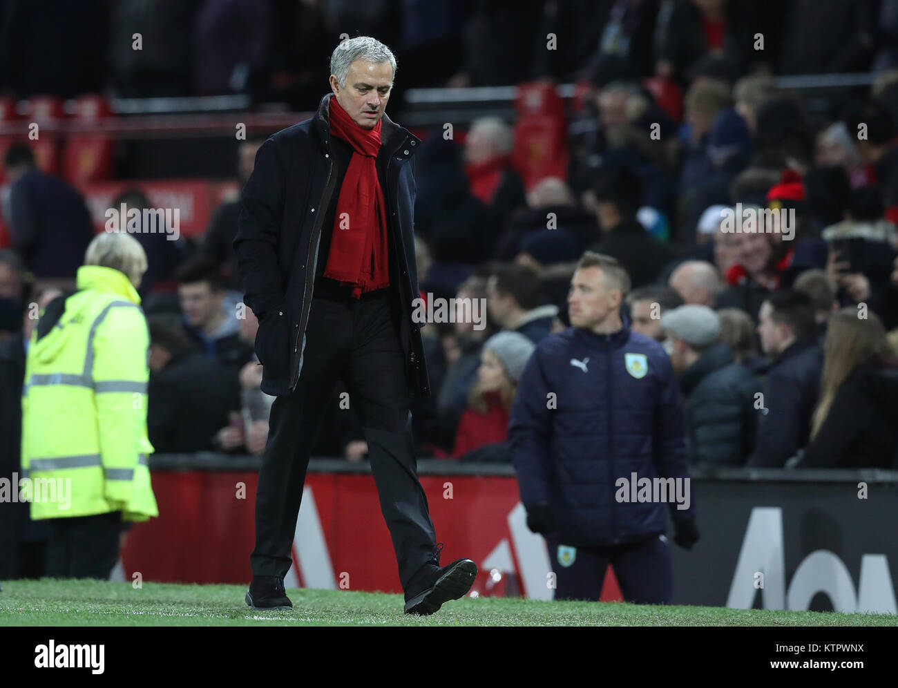 Football manager jose mourinho leaves hi-res stock photography and ...