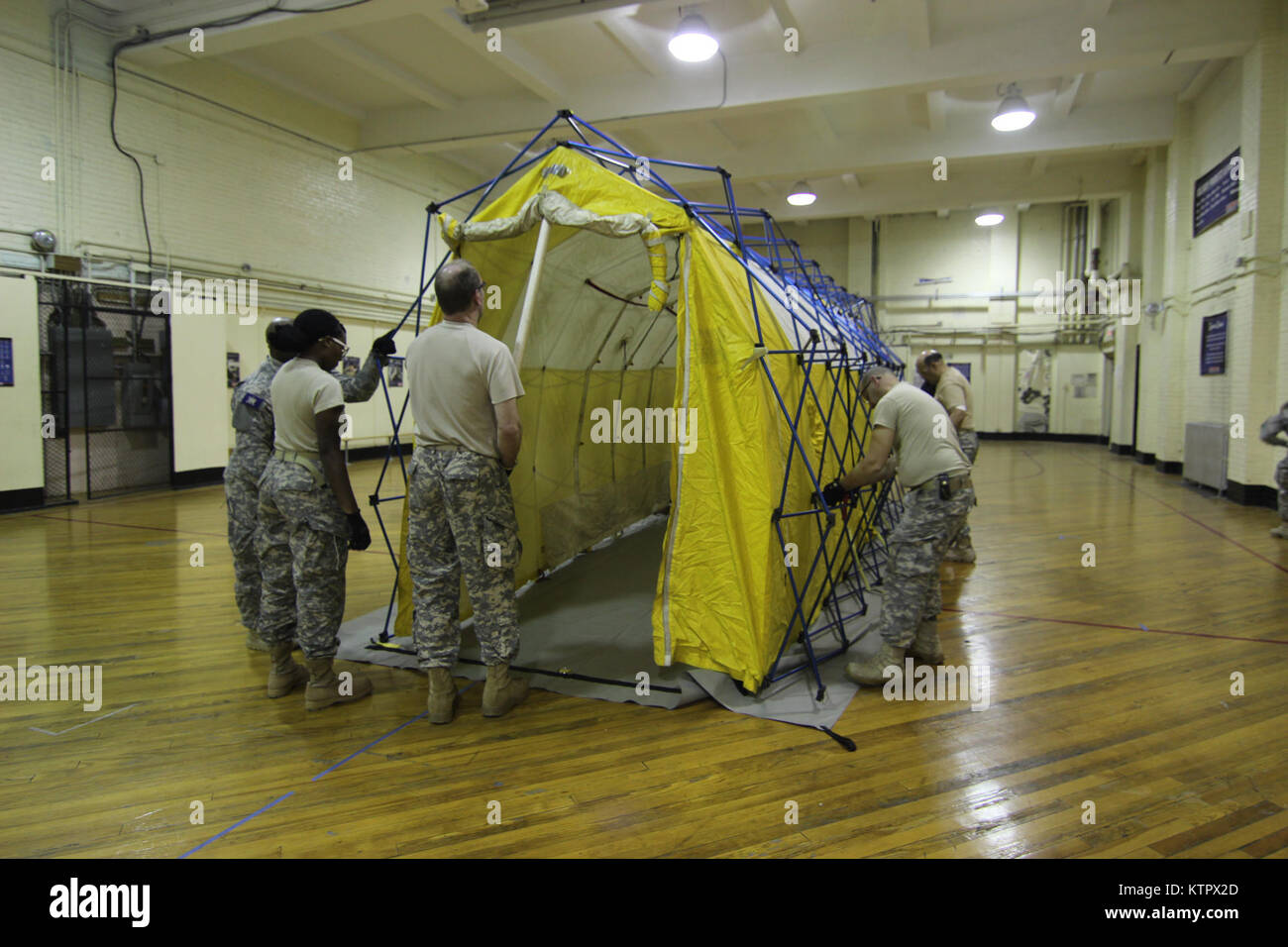 Members of the 15th and 8th Decon Companies, 9th Decon Battalion CBRN ...