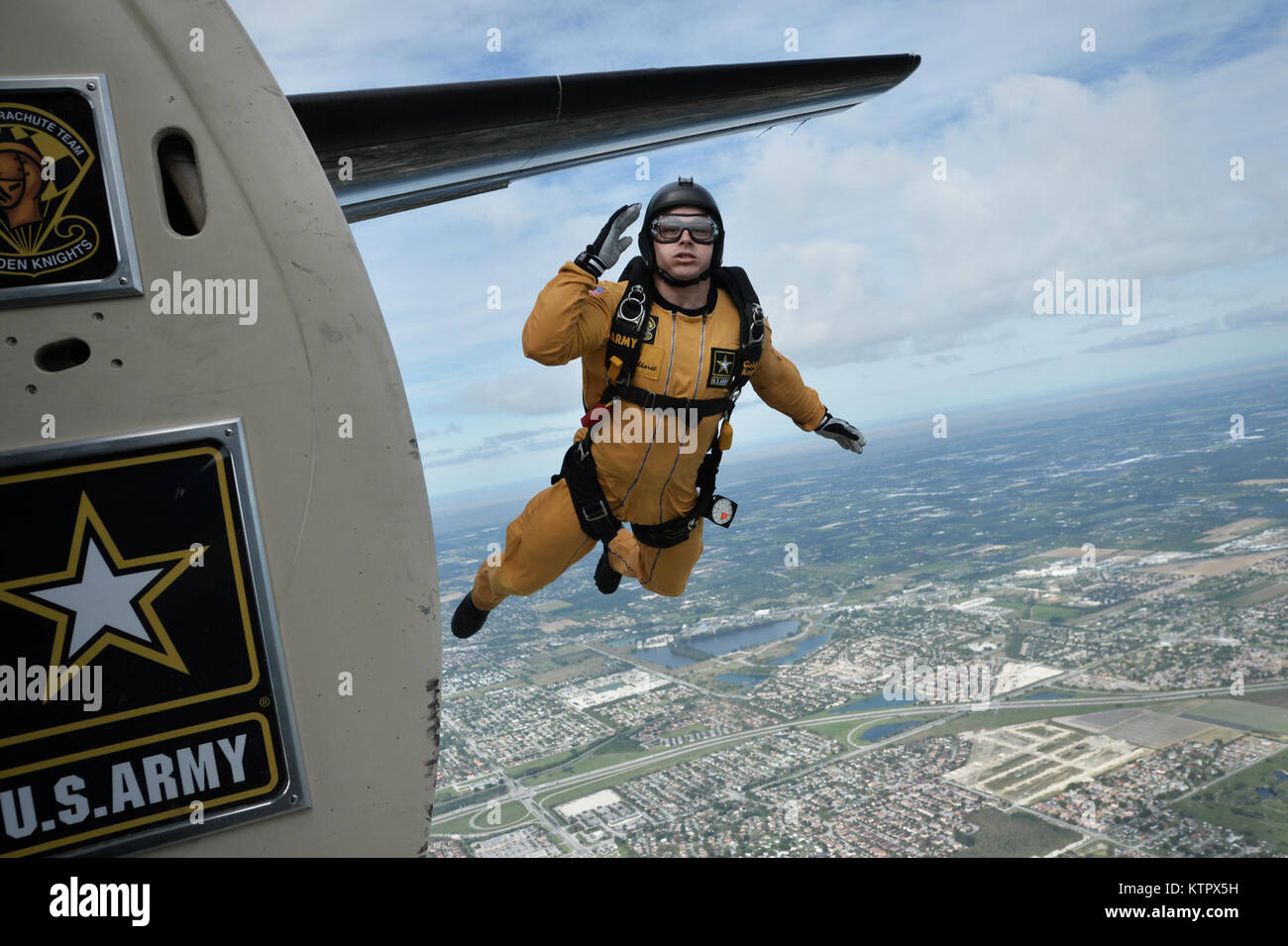 HOMESTEAD AIR RESERVE BASE, FL - U.S. Army Sgt. Dustin Gebhardt, a ...