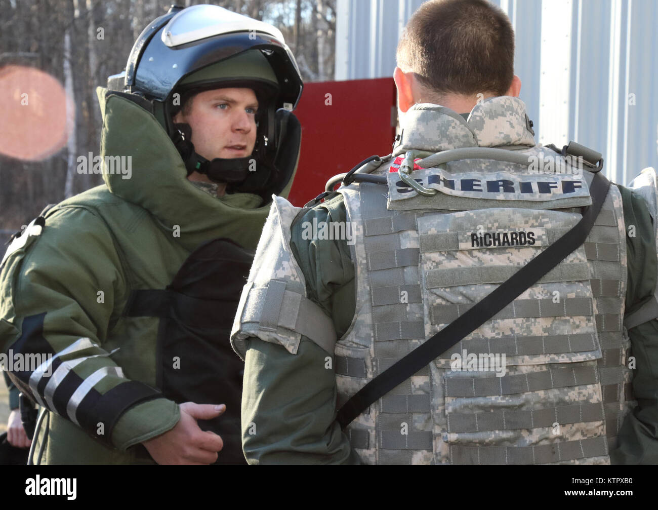 Navy eod bomb suit hi-res stock photography and images - Alamy