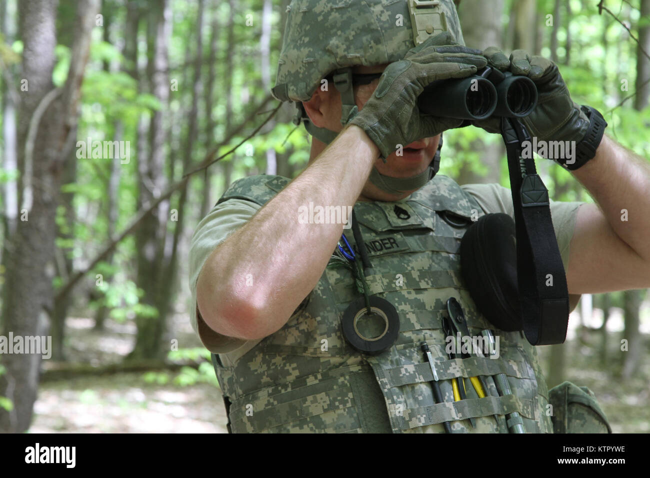 Staff Sgt. Blake Alexander of the New York Army National Guard's 501st ...