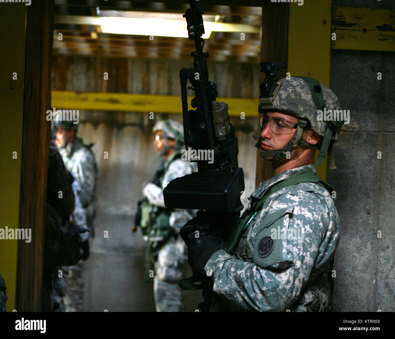 An infantryman with the 108th hi-res stock photography and images - Alamy