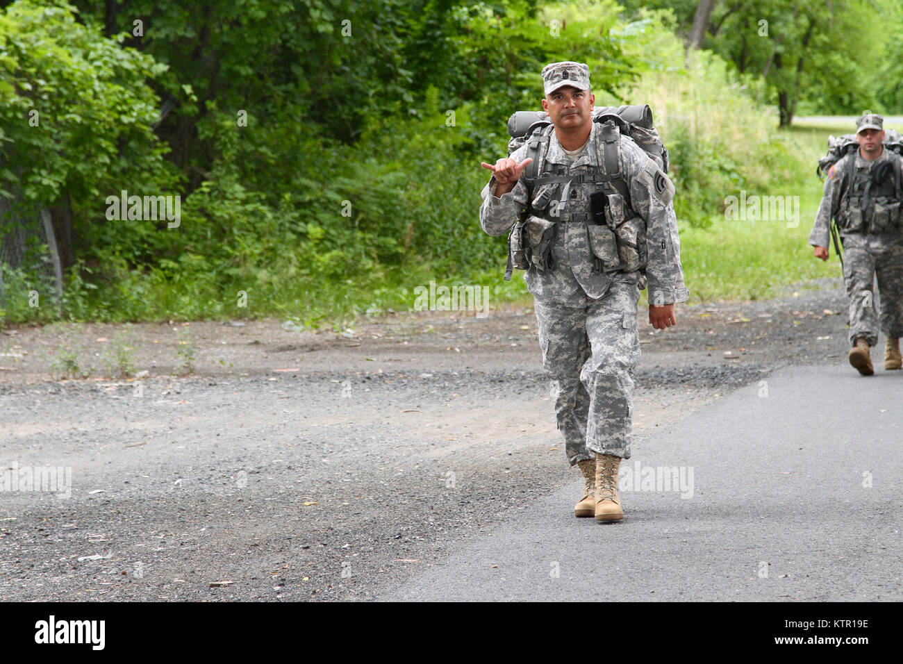 Soldiers of the 42nd Infantry Division Headquarters and Support Company ...