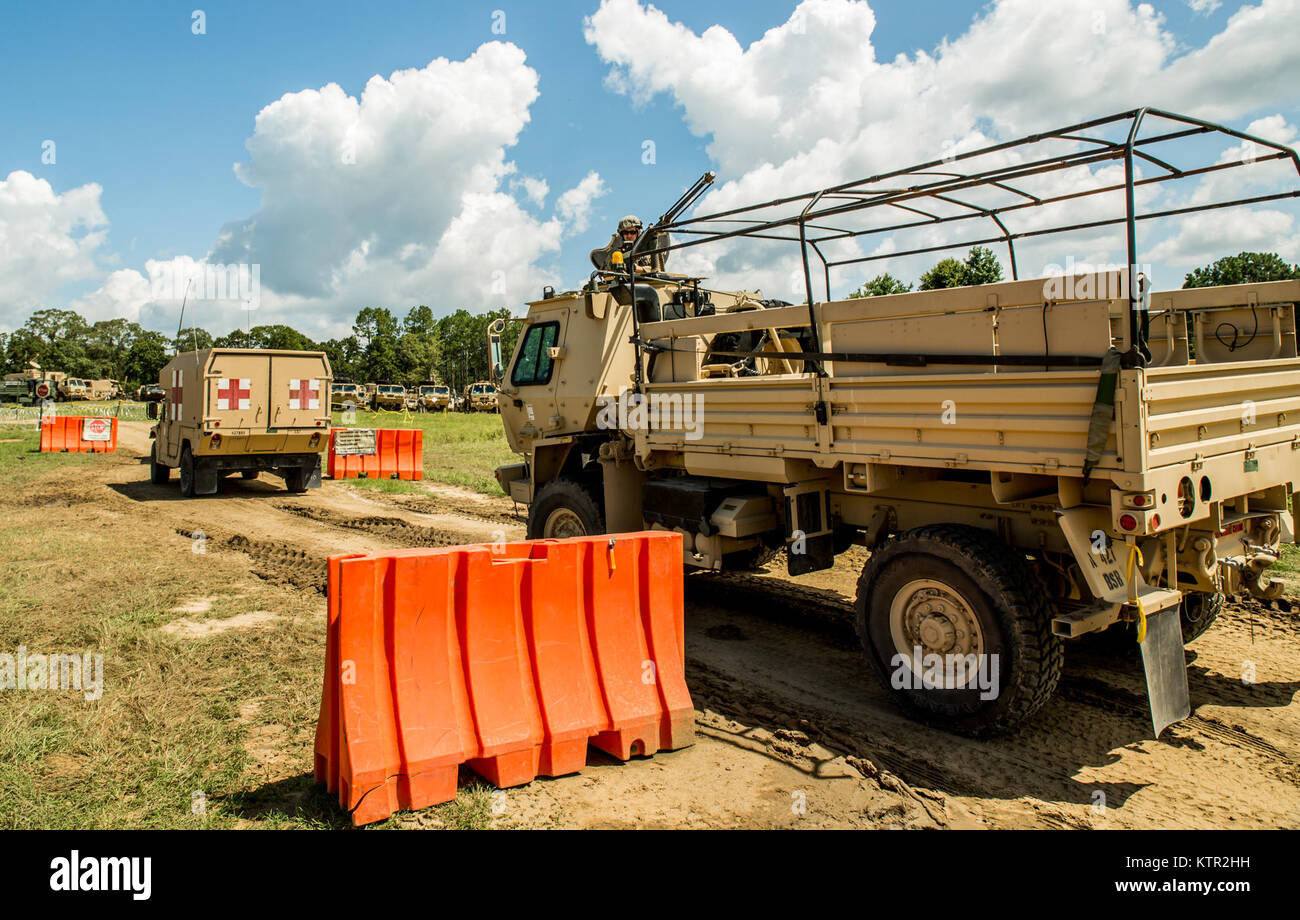 Soldiers assigned to the 427th Brigade Support Battalion, New York Army ...
