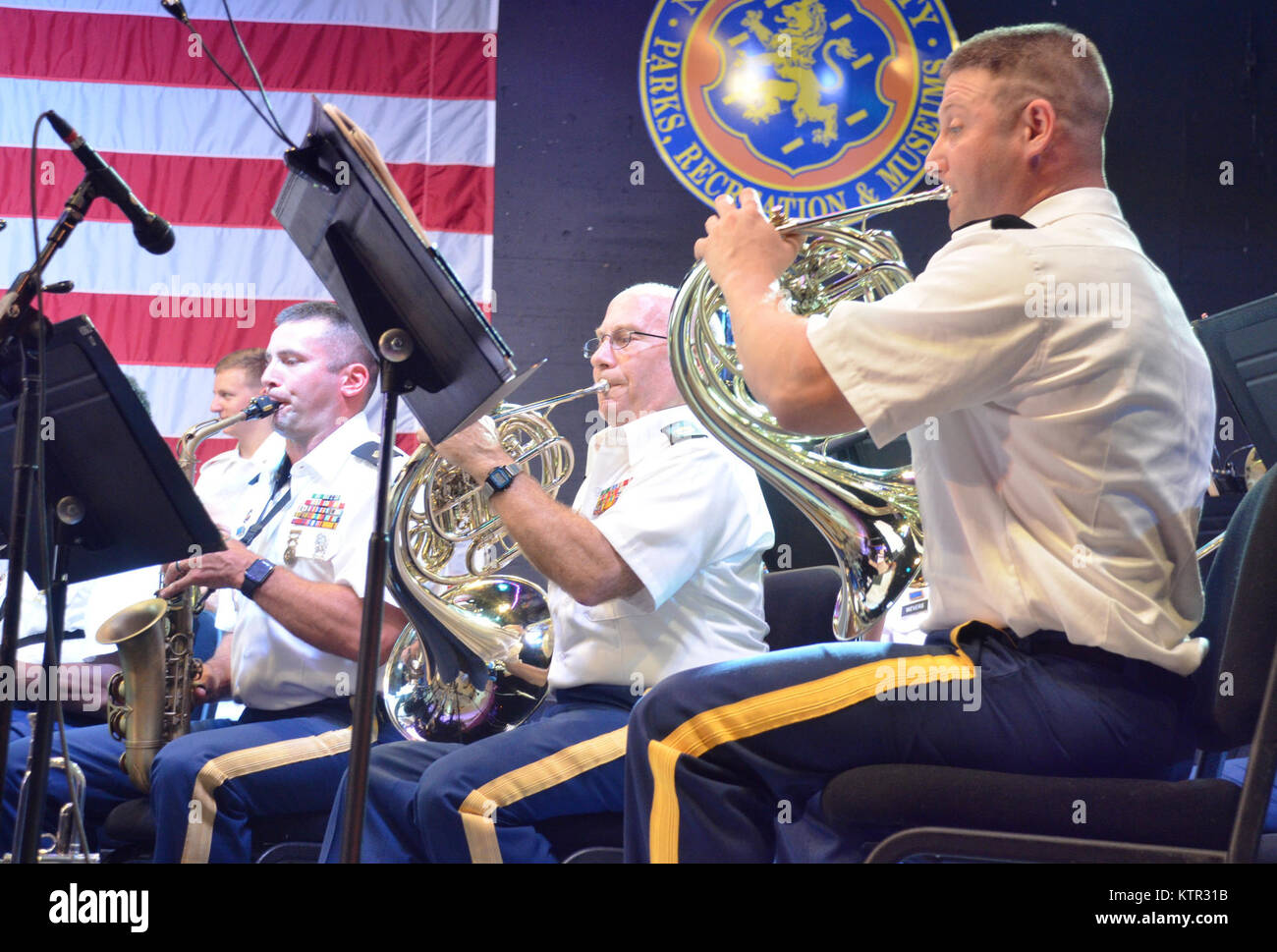 The New York Army National Guard's 42nd Infantry Division Band played a ...