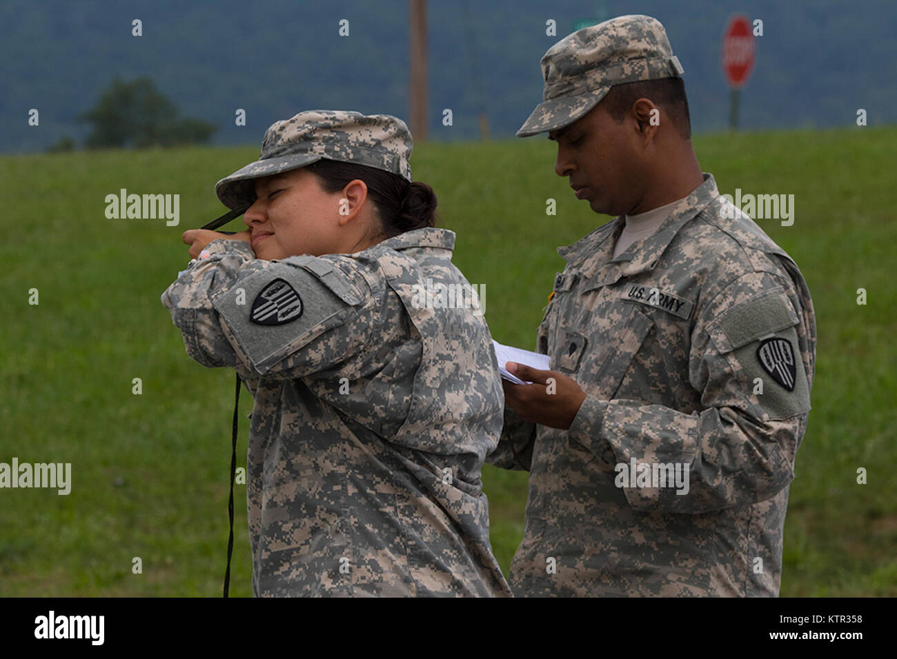 U.S. Army National Guard personnel daily duties and life. Working ...
