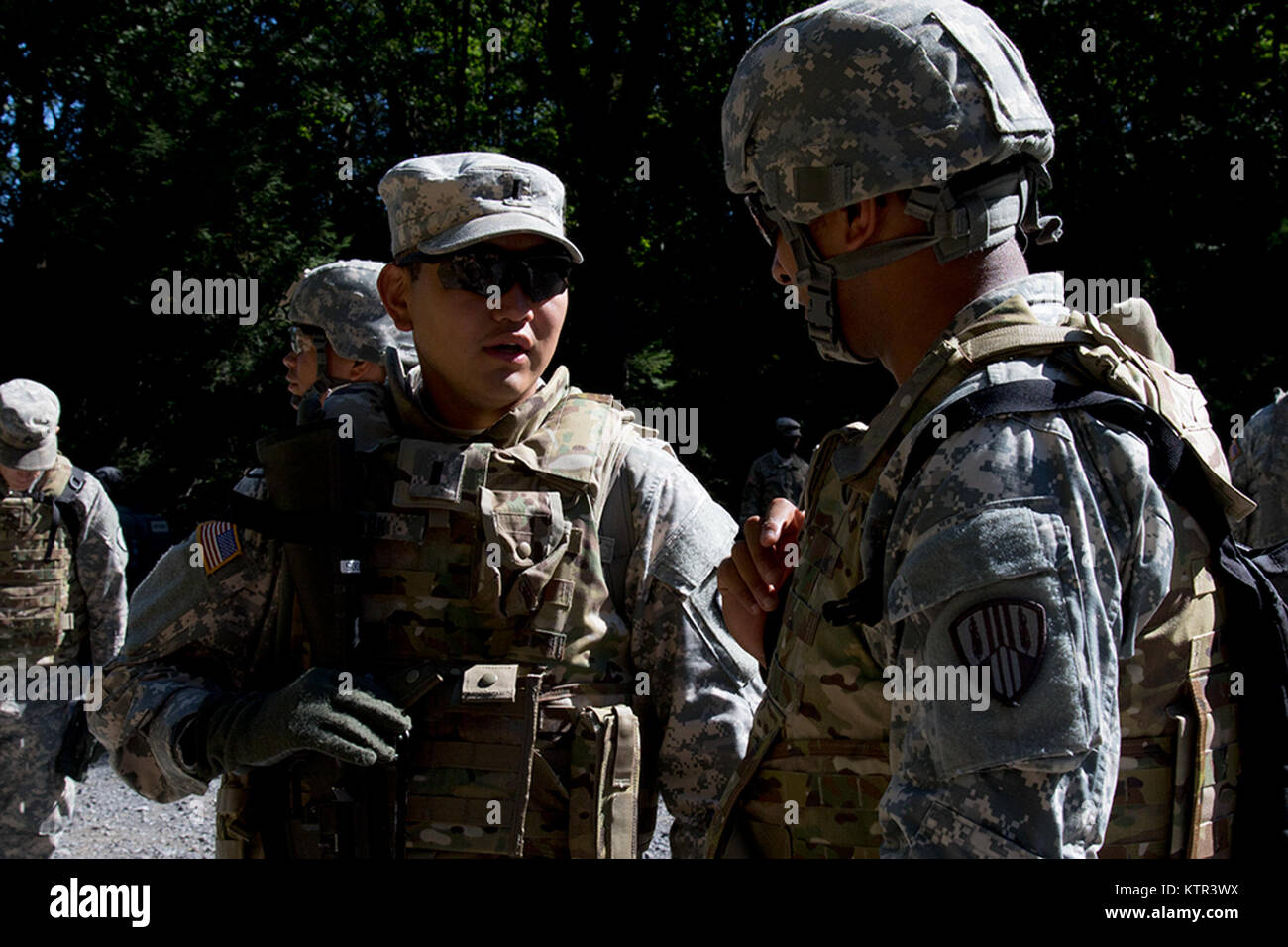 U.S. Army National Guard personnel daily duties and life. Working ...