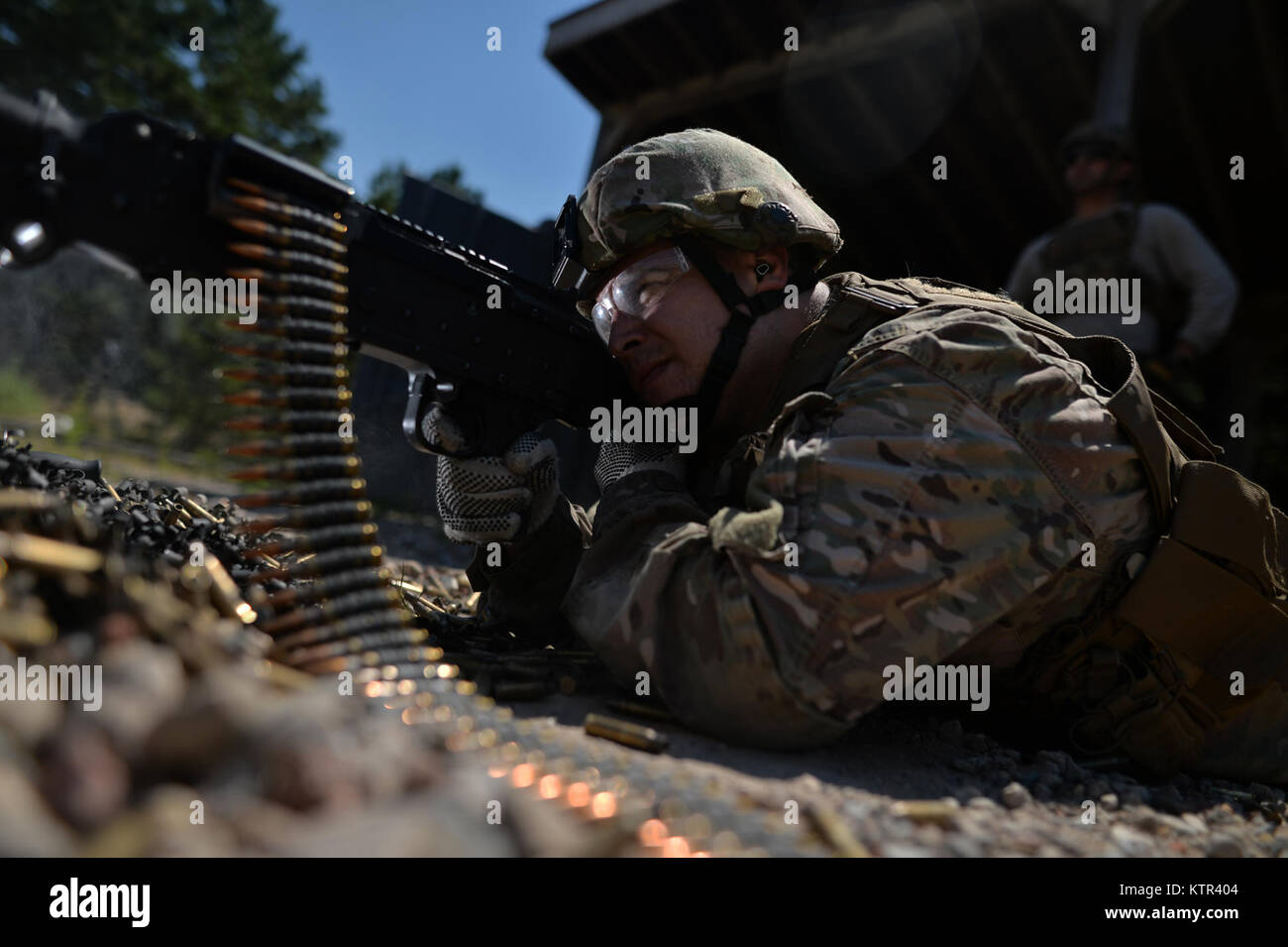 M249 squad automatic weapons hi-res stock photography and images - Alamy