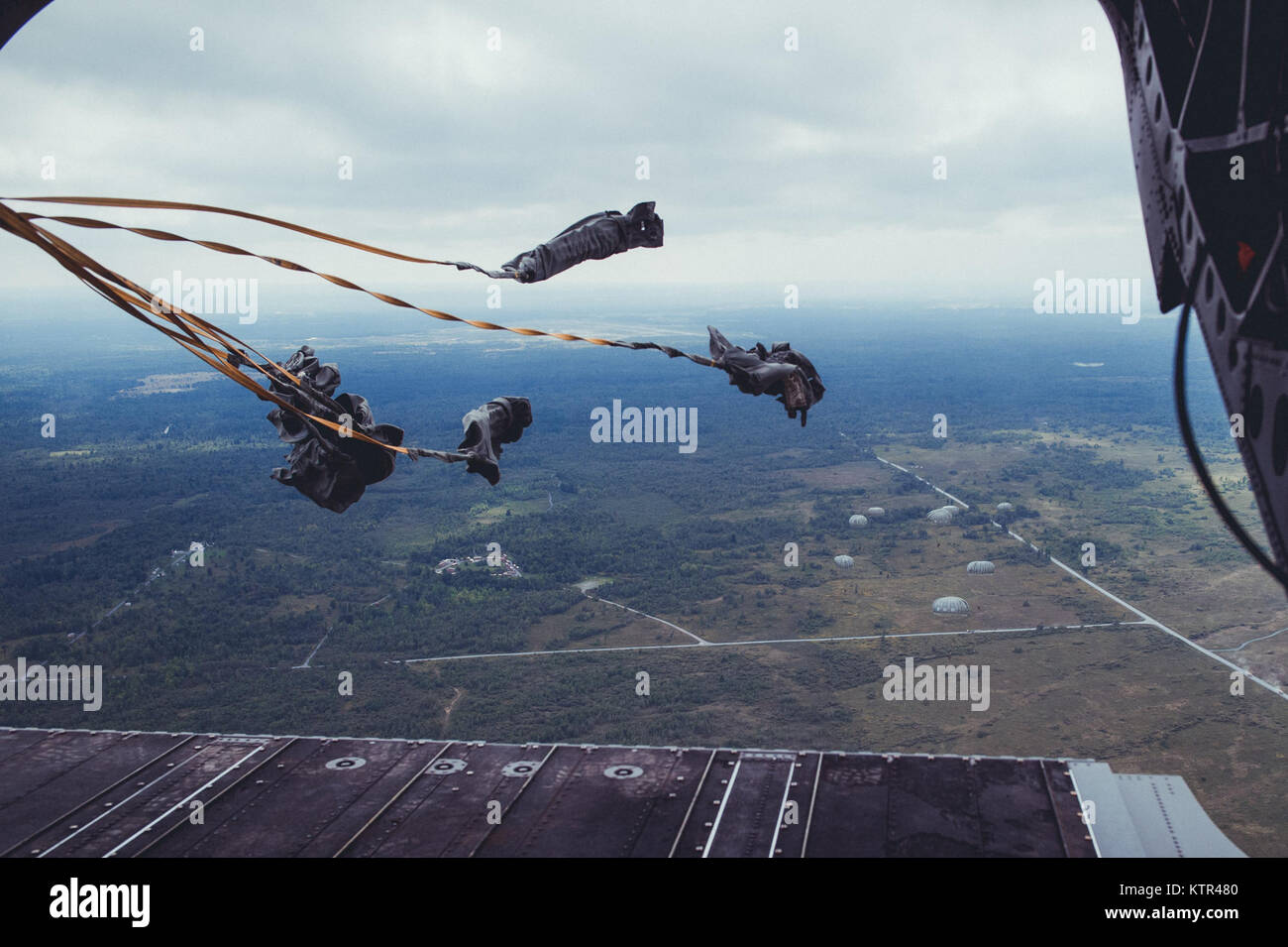 Airmen from the 274th Air Support Operations Squadron, Syracuse, N.Y ...