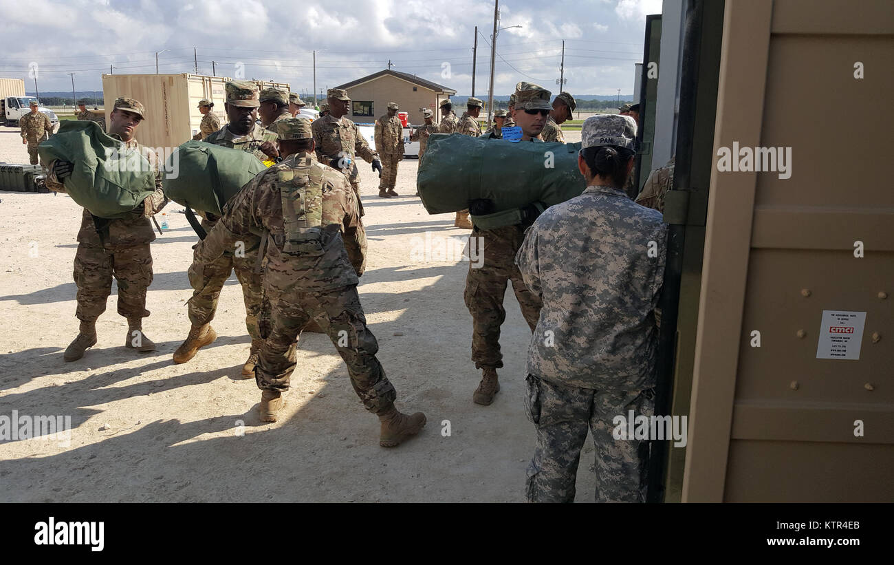 U.S. Army National Guard personnel daily duties and life. Working ...