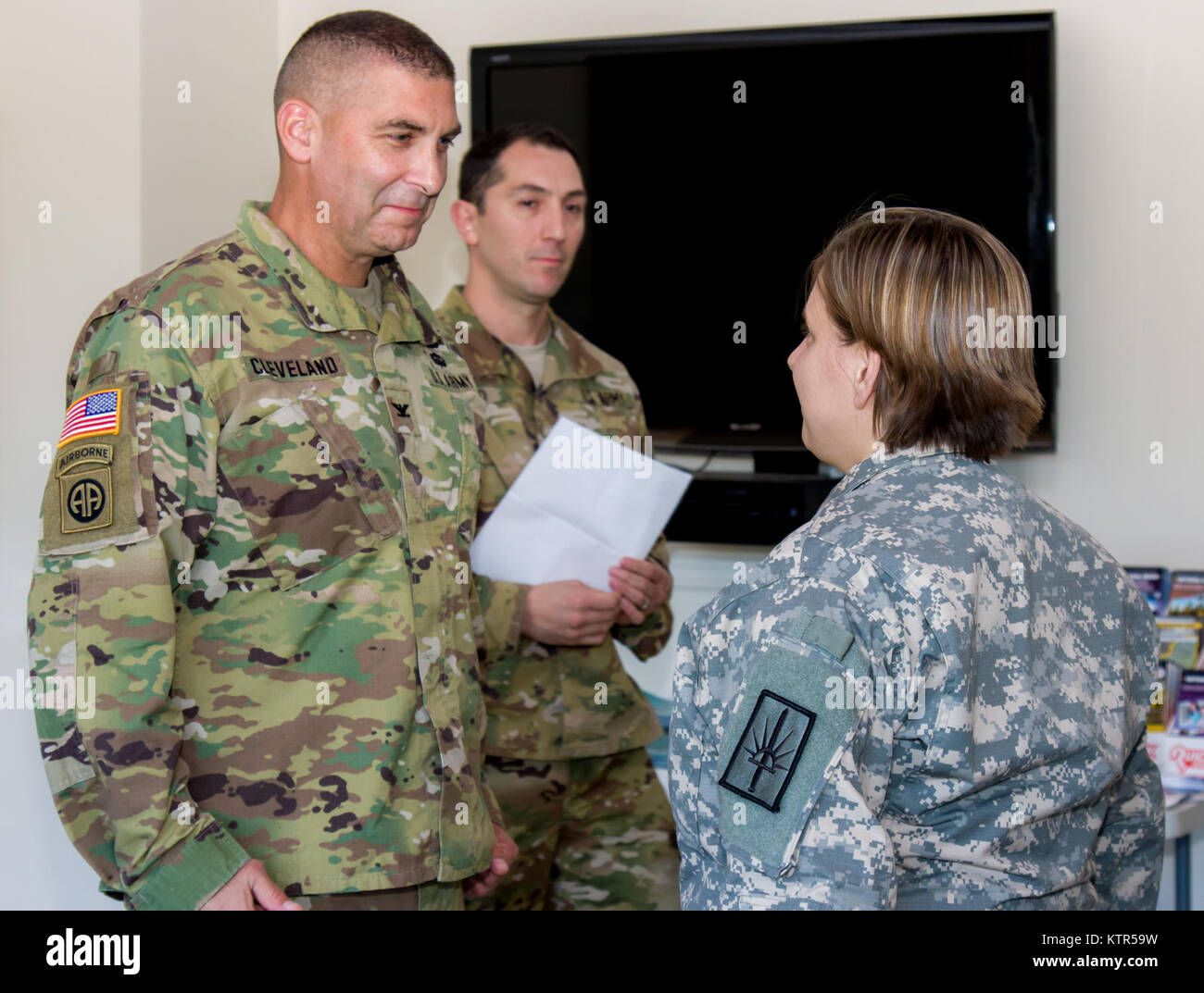 (U.S. Army National Guard photo by Sgt. Michael Davis Stock Photo - Alamy