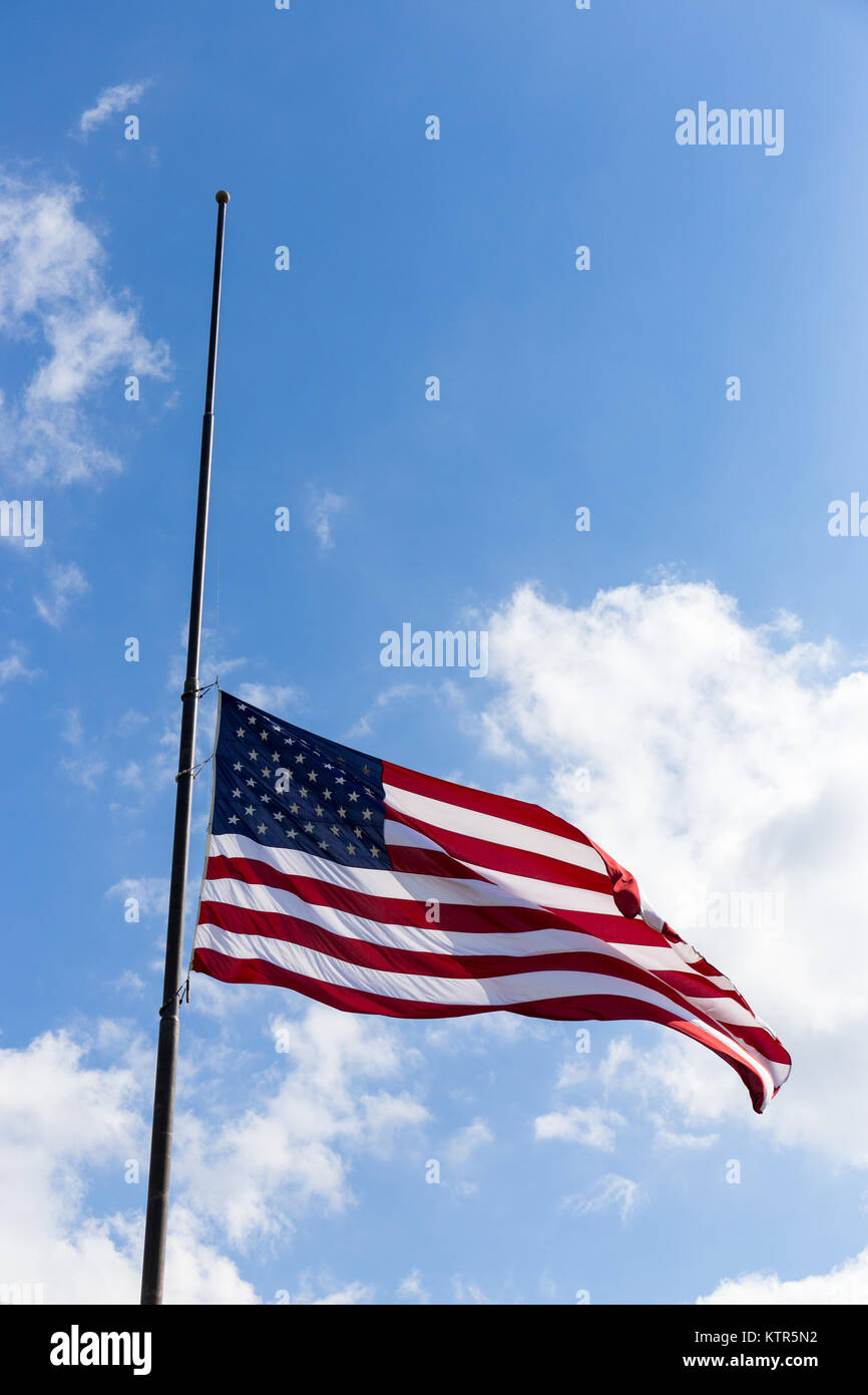 United States flag flying at a half-staff Stock Photo - Alamy