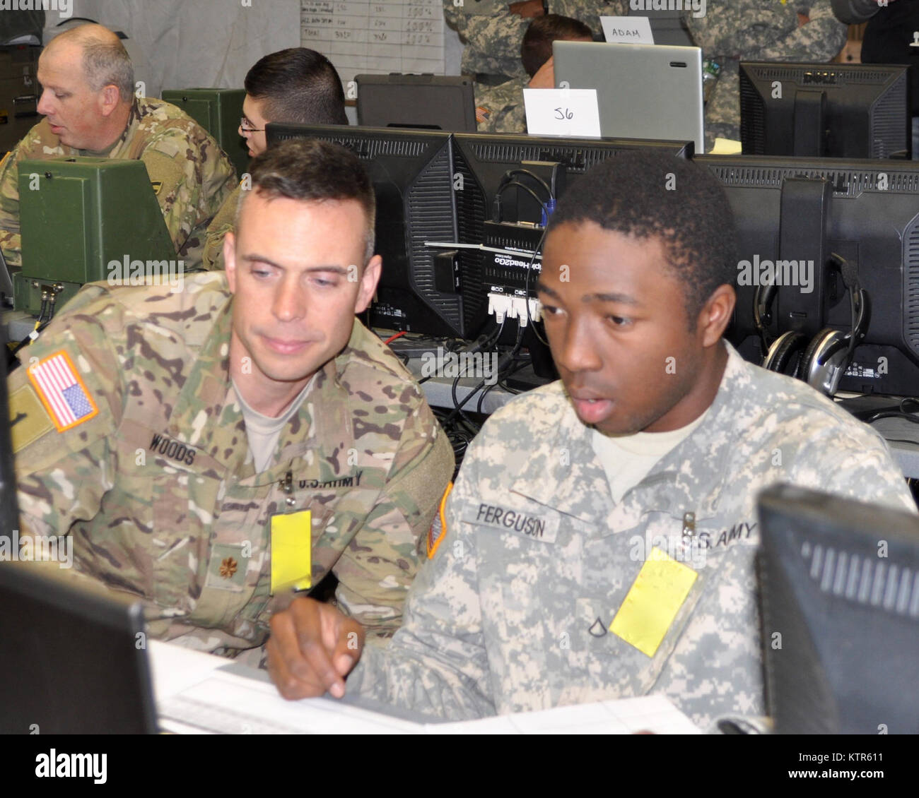 U.S. Army National Guard personnel daily duties and life. Working ...