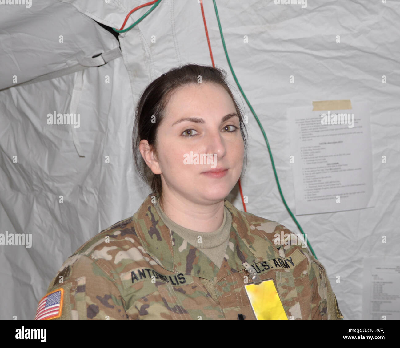 U.S. Army National Guard personnel daily duties and life. Working ...