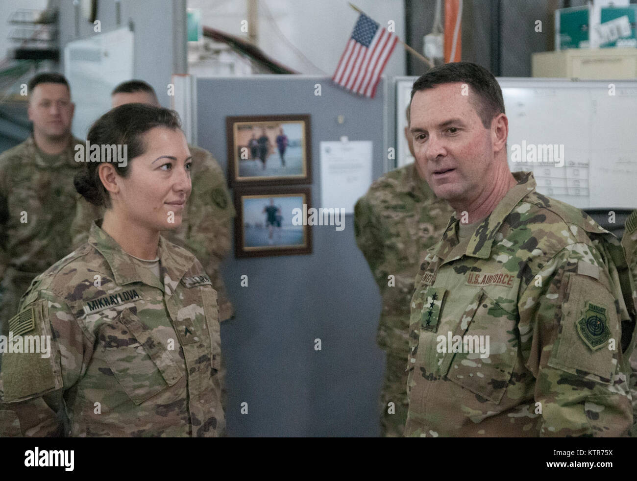 U.S. Army National Guard personnel daily duties and life. Working ...
