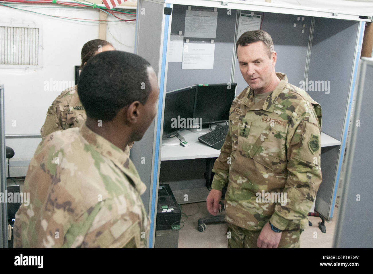 U.S. Army National Guard personnel daily duties and life. Working ...