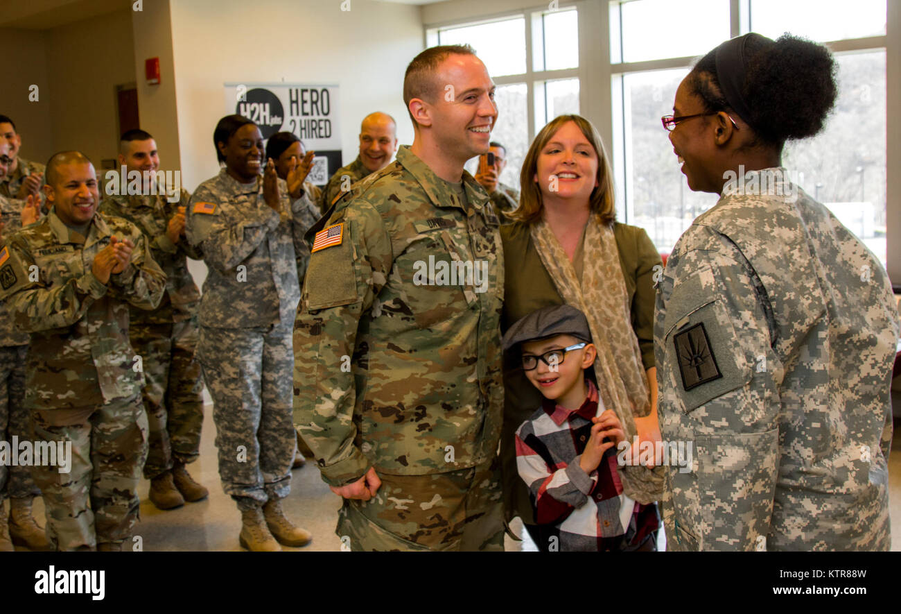 138th Public Affairs Detachment High Resolution Stock Photography and ...