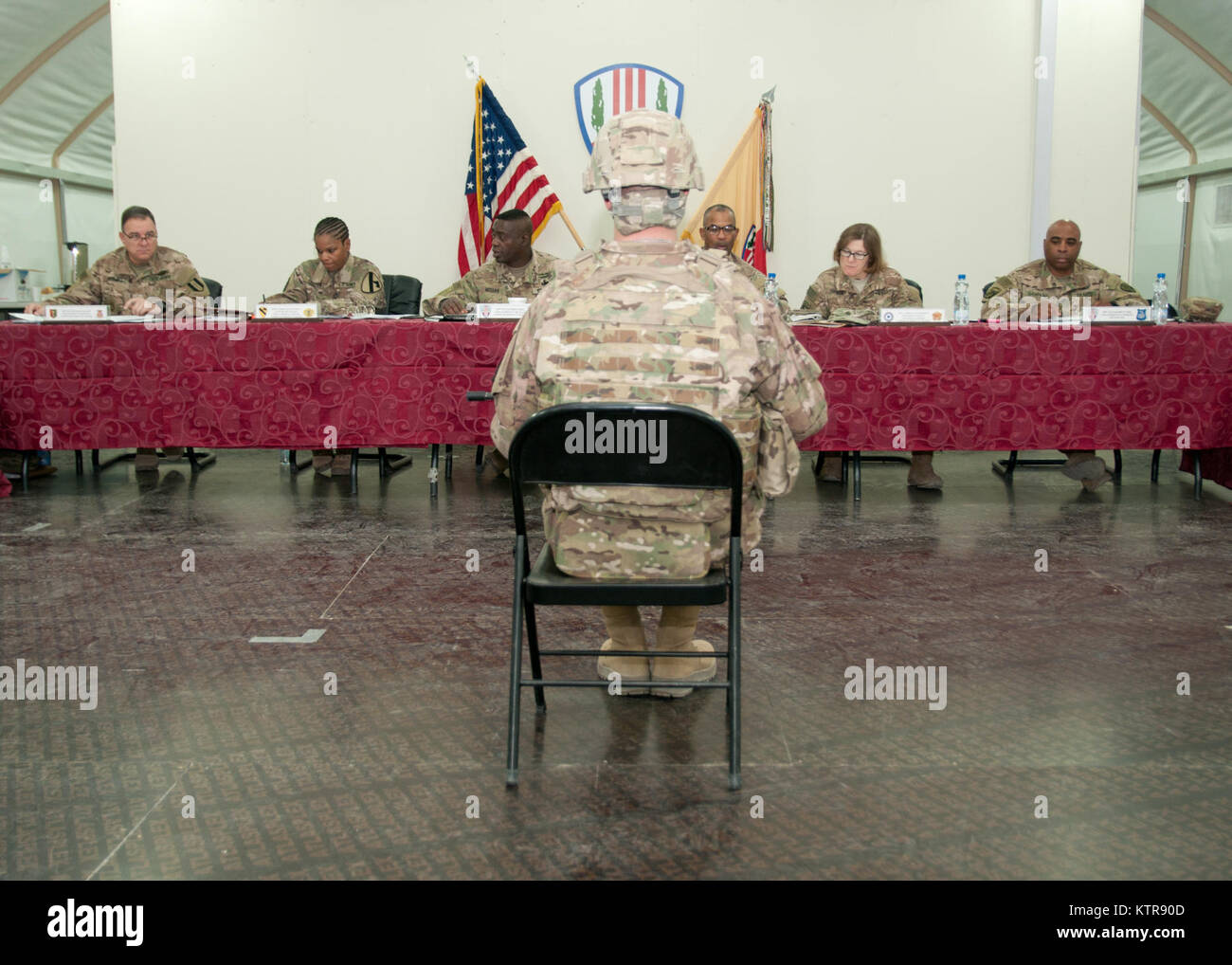 U.S. Army National Guard personnel daily duties and life. Working ...