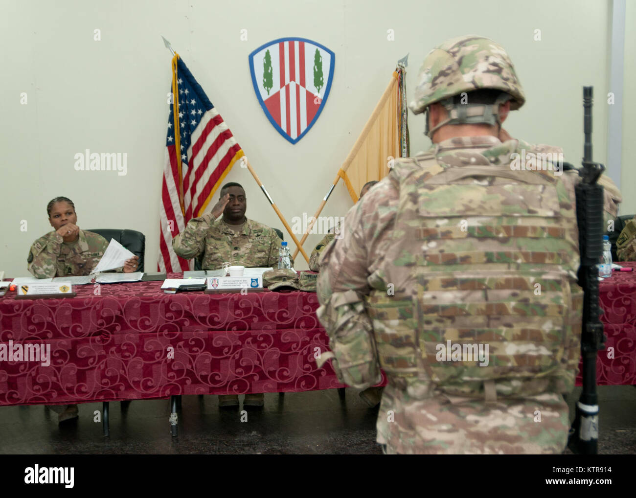 U.S. Army National Guard personnel daily duties and life. Working ...