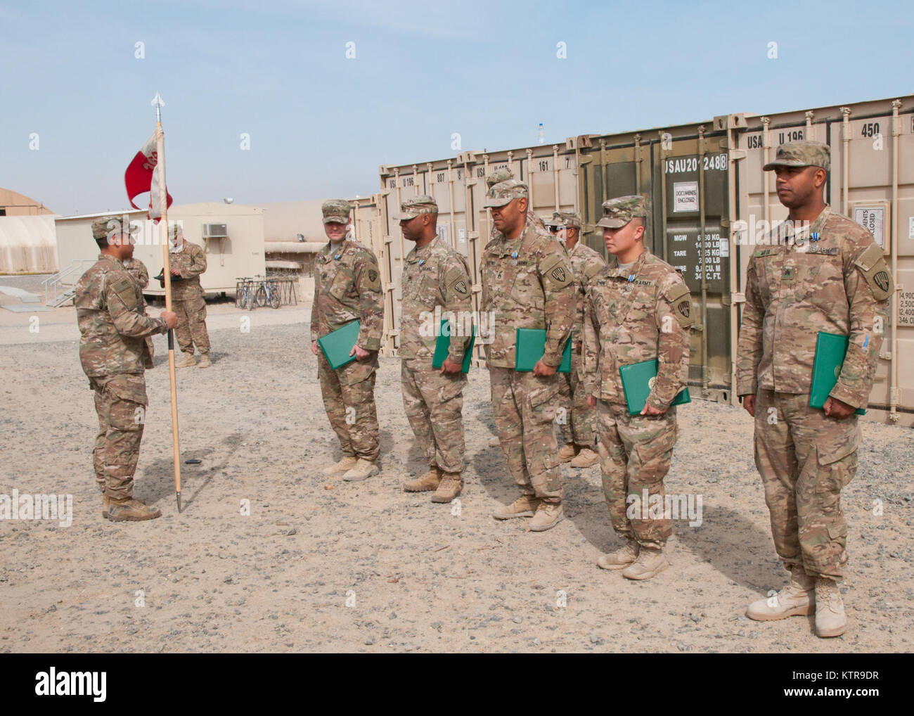U.S. Army National Guard personnel daily duties and life. Working ...