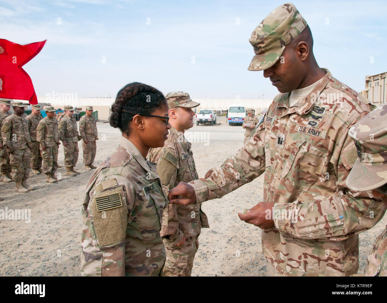 U.S. Army National Guard personnel daily duties and life. Working ...