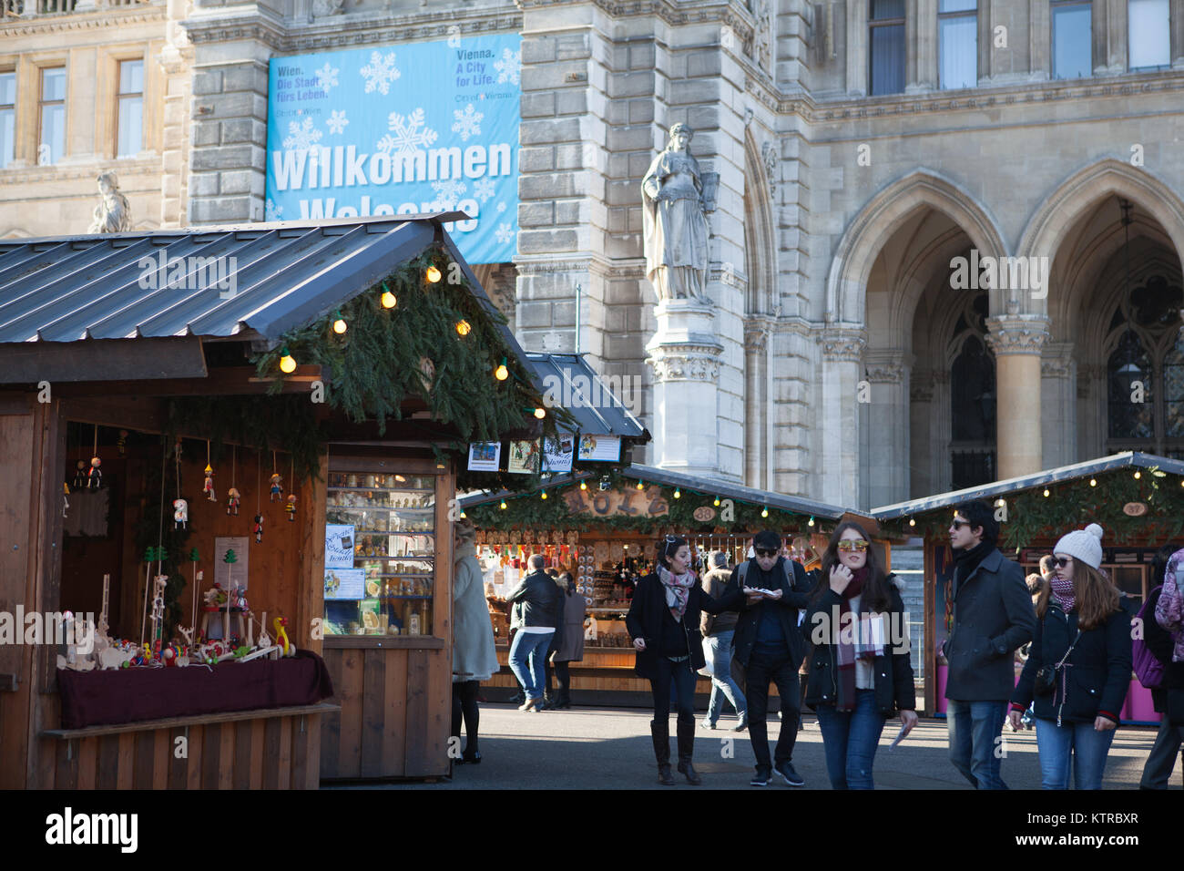 Austria city hall hi-res stock photography and images - Alamy