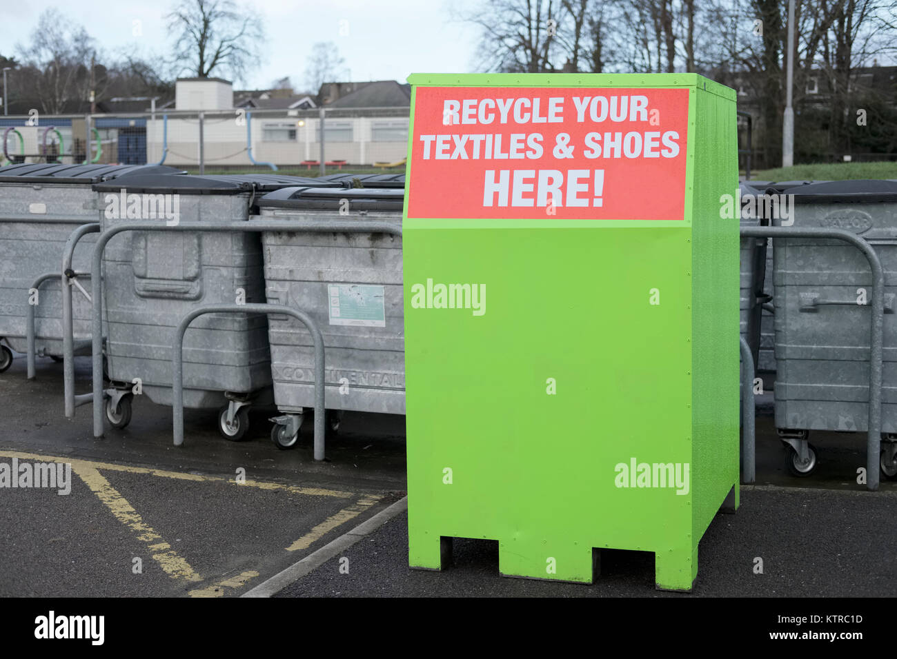 Recycle Bank for Clothes Textiles Shoes Green Waste Storage Container ...
