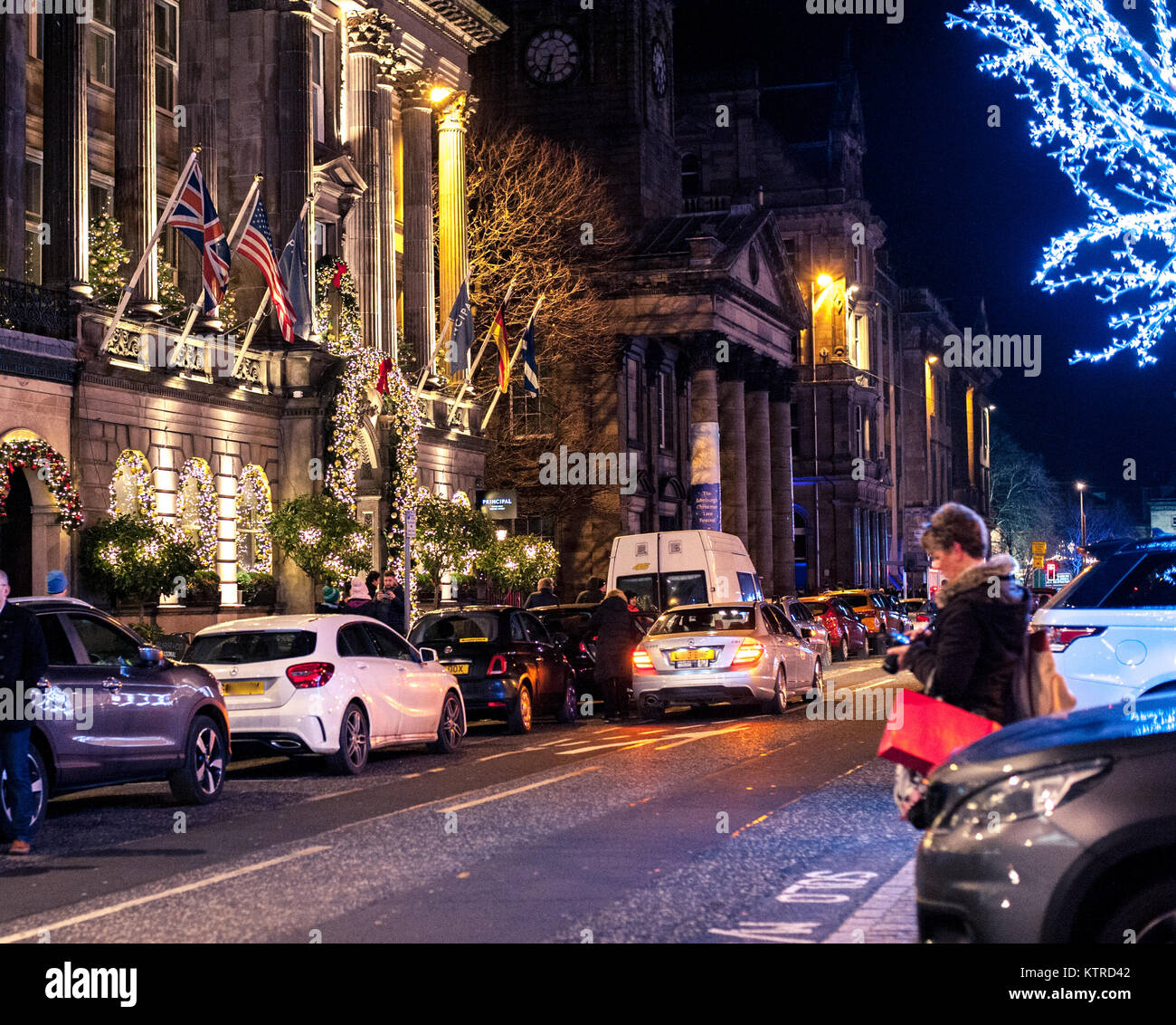 Christmas lights on the street of Edinburgh Stock Photo - Alamy