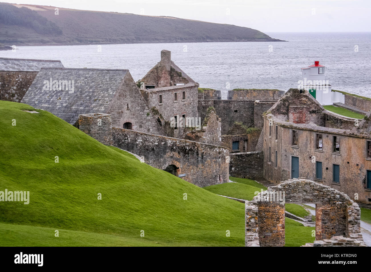 Charles fort kinsale hi-res stock photography and images - Alamy
